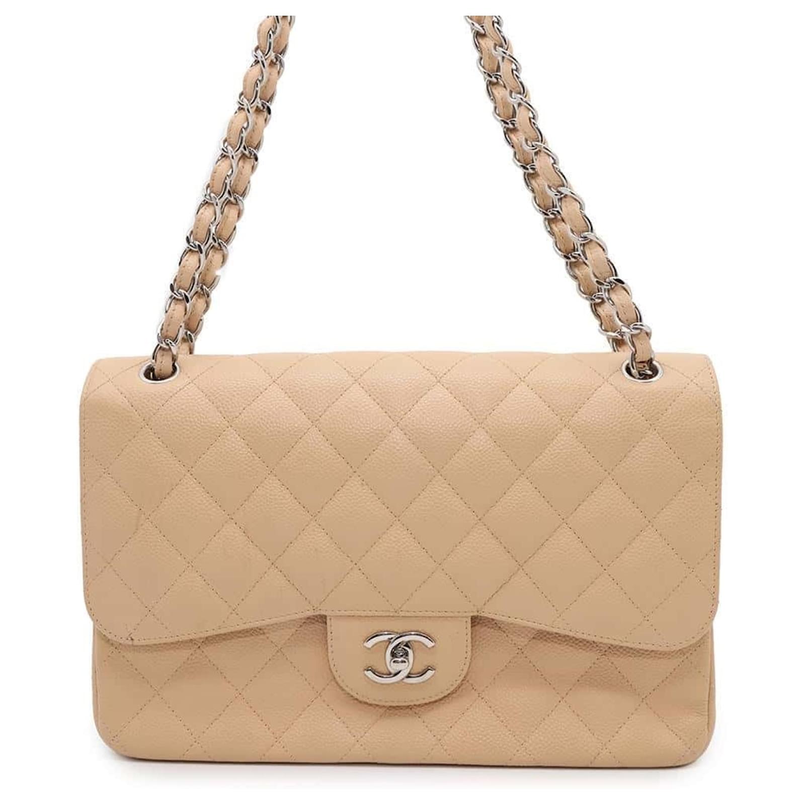 Chanel Chain Shoulder Bag Matelasse 30 Beige Leather ref.1980803 - Joli ...