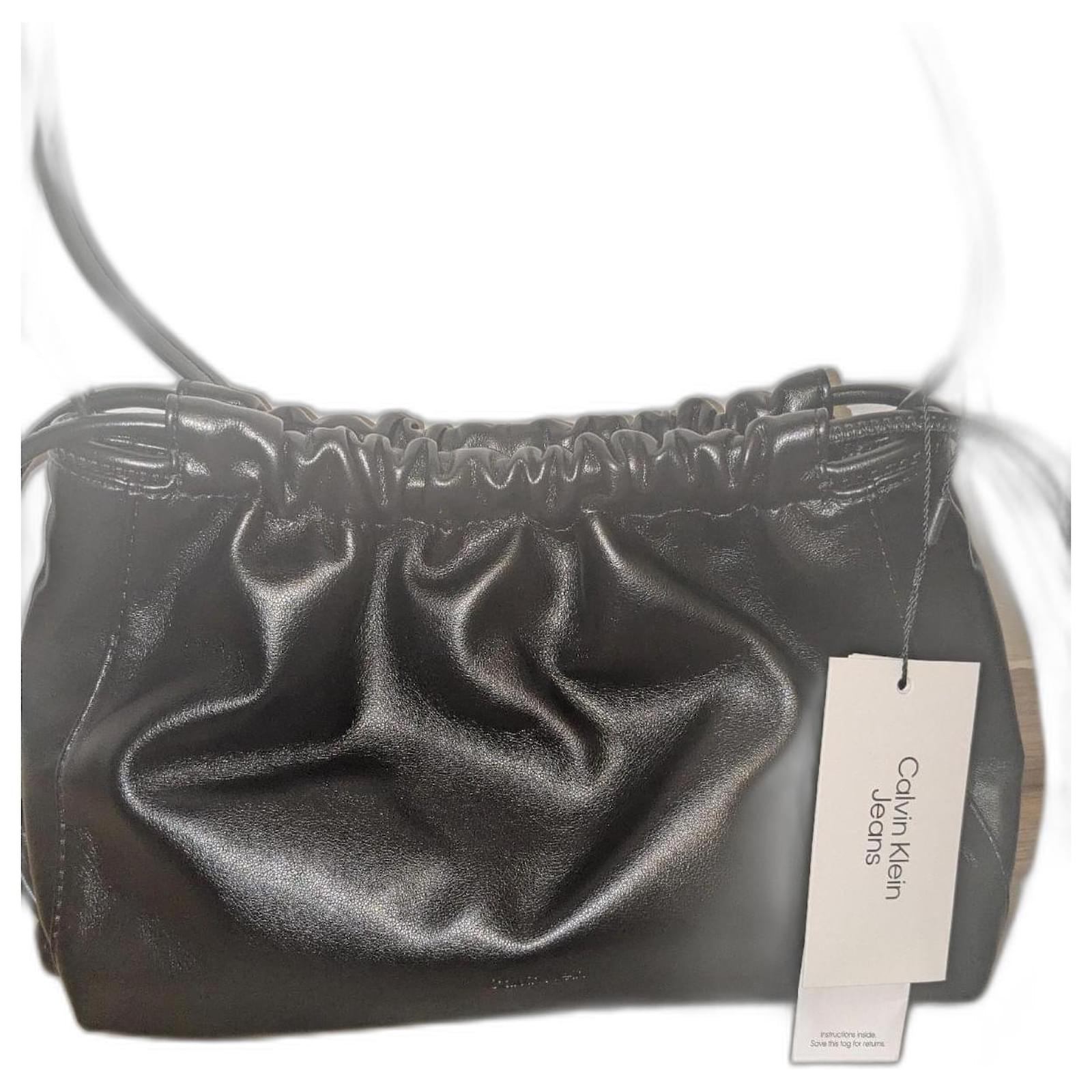 Calvin Klein Handbags Black Leather ref.1996157 - Joli Closet