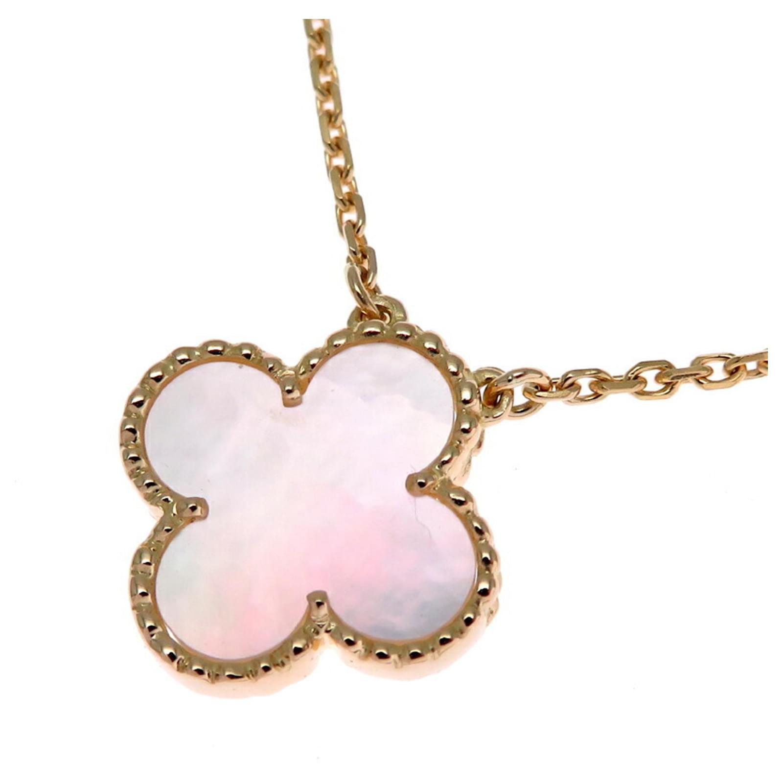 Van Cleef & Arpels Old Hardware Alhambra Women's Necklace Yellow gold ...