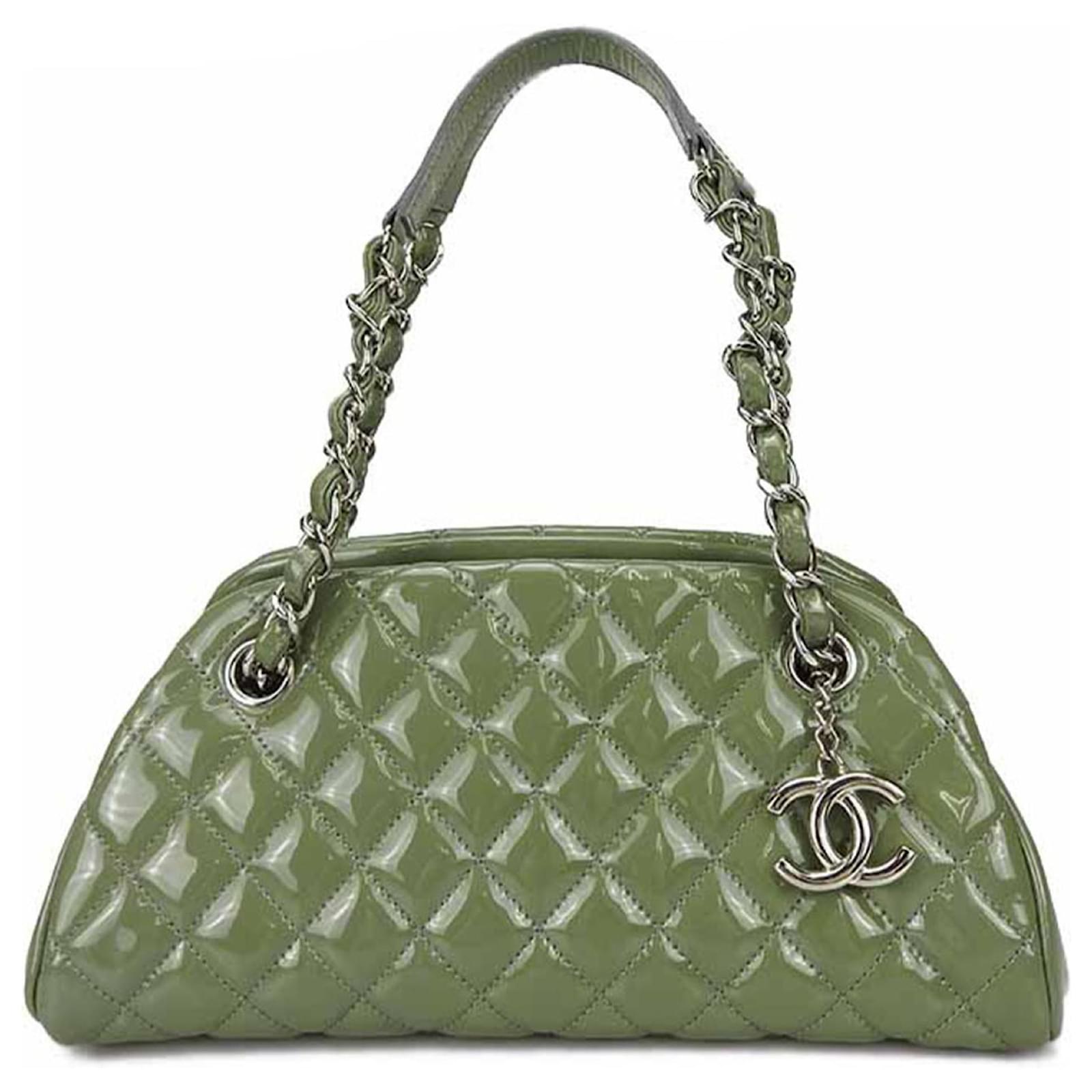 Mademoiselle Chanel Green Chain Handbag ref.2005774 - Joli Closet