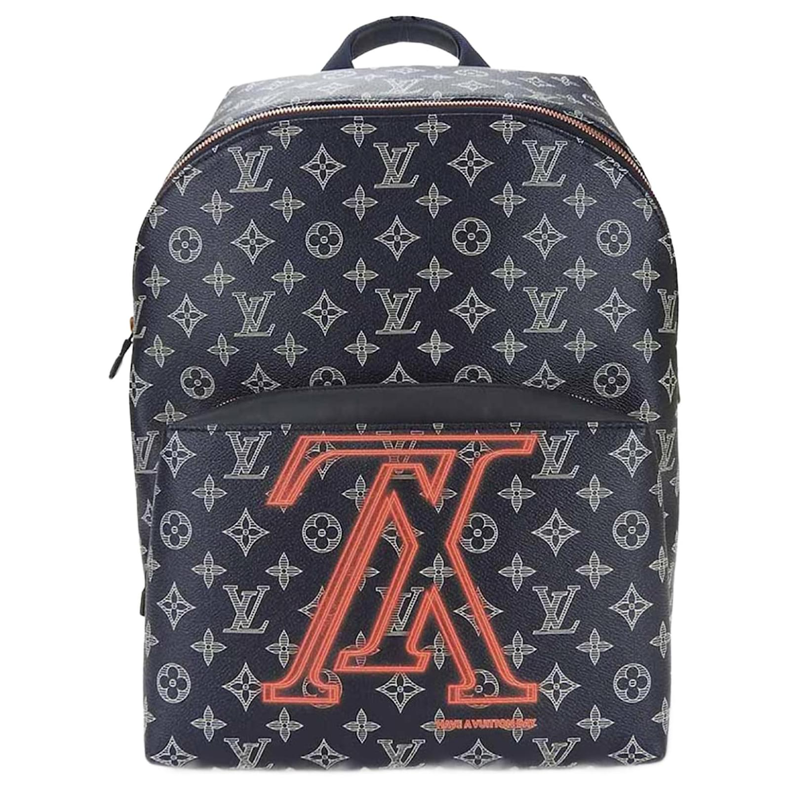 Louis Vuitton Apollo Backpack White Red Navy blue Patent leather ref ...