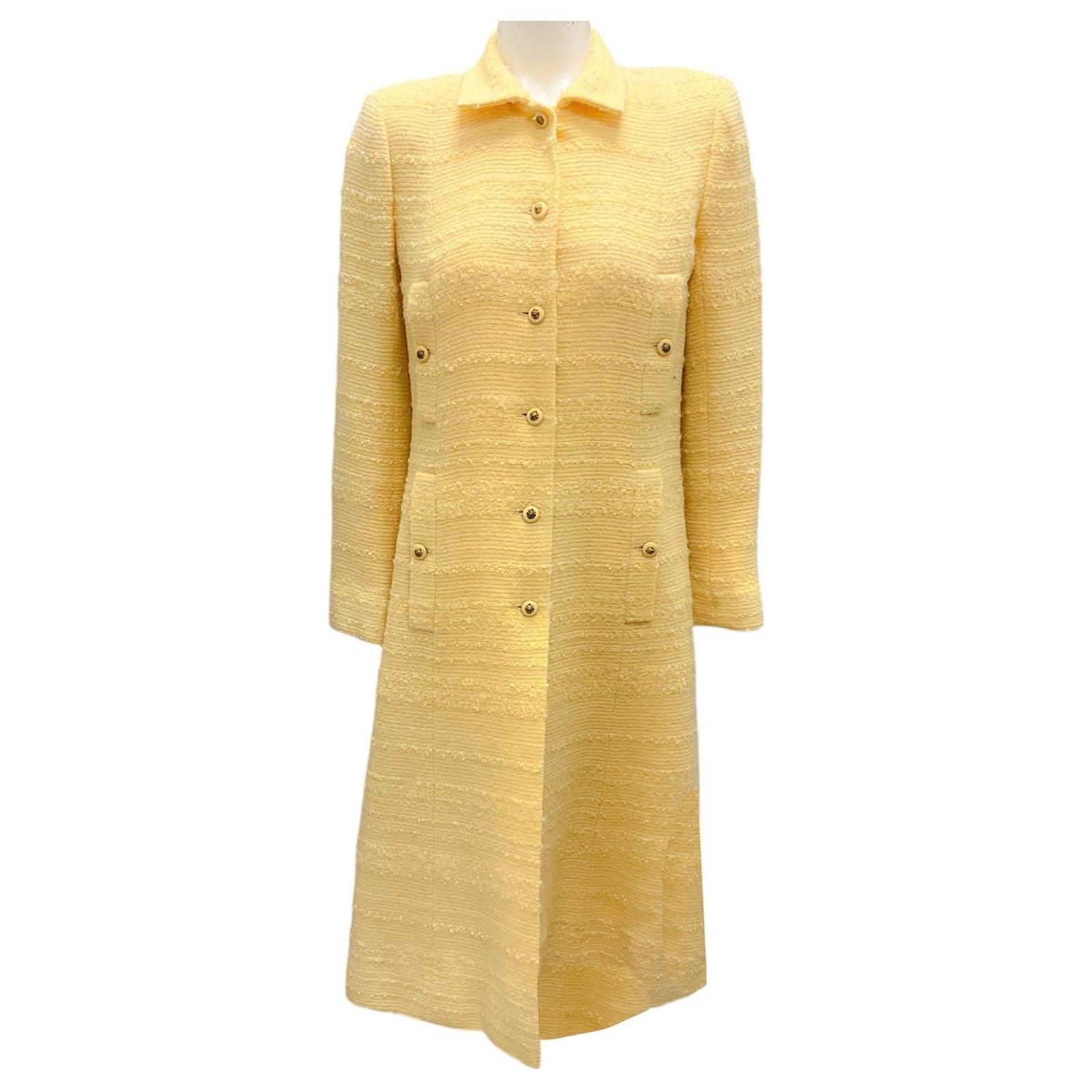 Chanel Creations Vintage 1970's Yellow Boucle Tweed Coat Wool ref ...