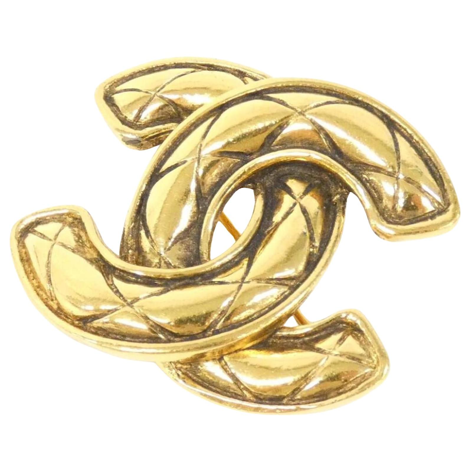 Chanel Coco Mark Golden Gold-plated ref.2010314 - Joli Closet