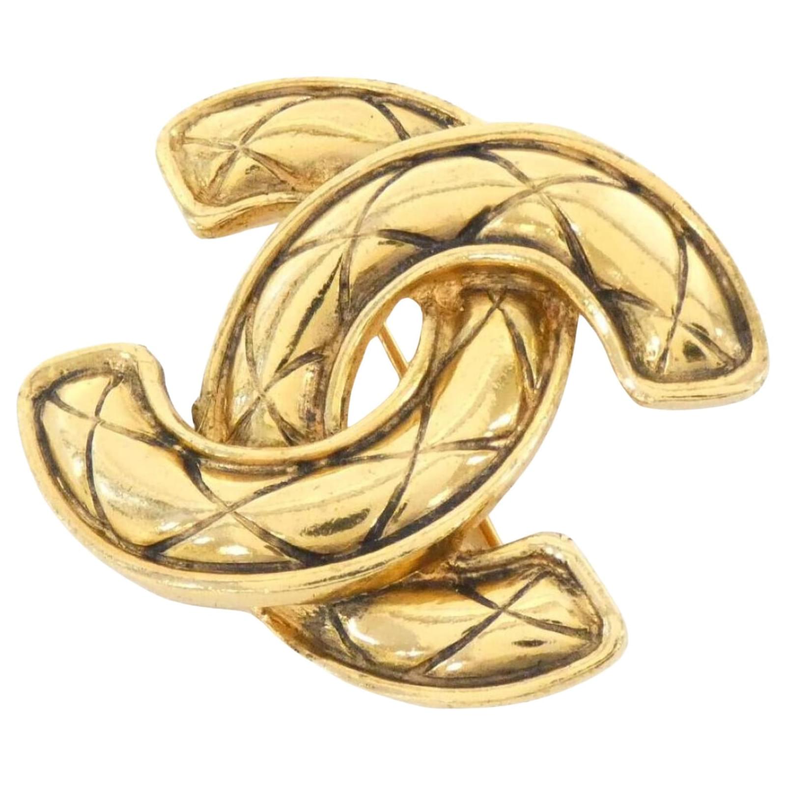 Chanel Coco Mark Golden Gold-plated ref.2010317 - Joli Closet
