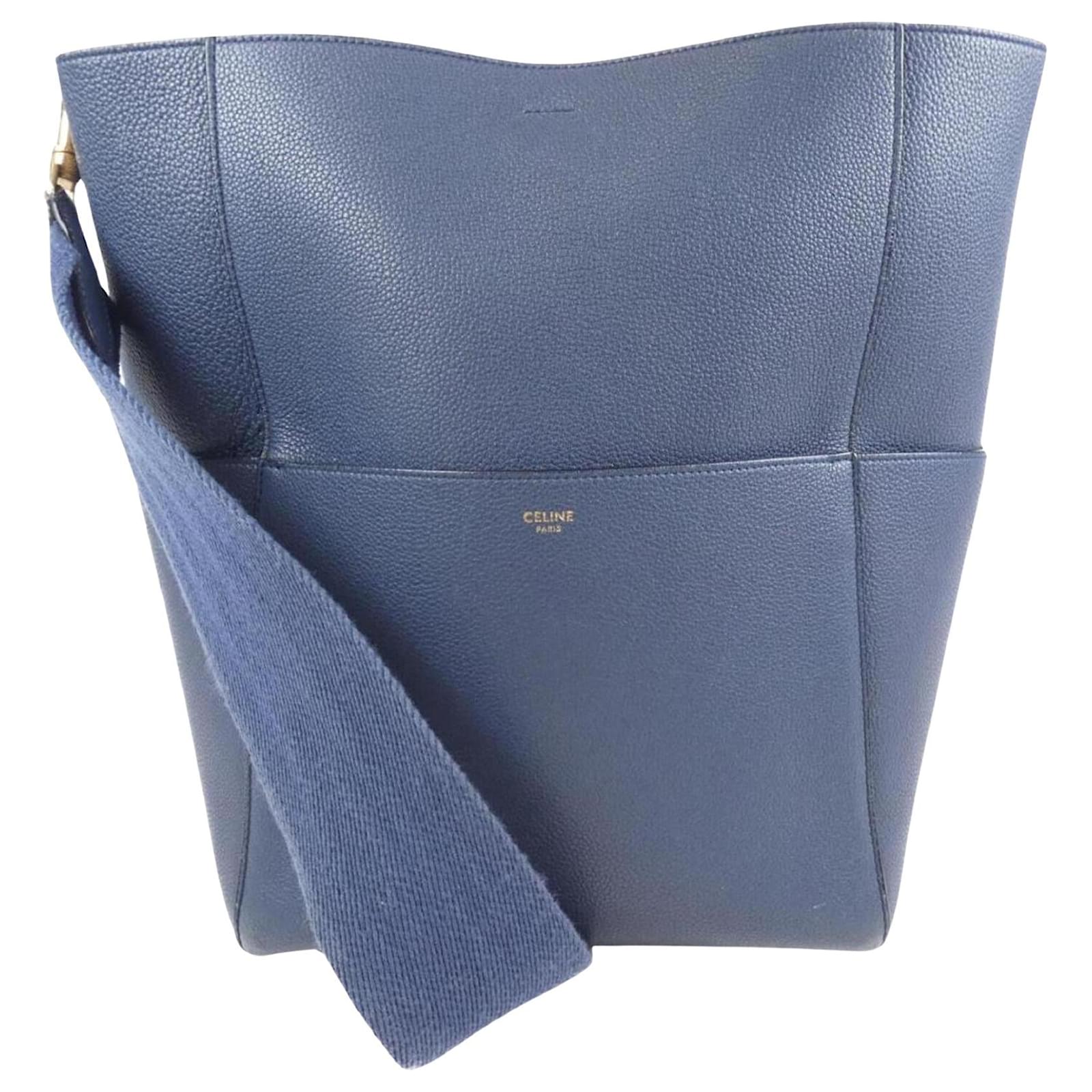 Céline Sangle Blue Leather ref.2018348 - Joli Closet