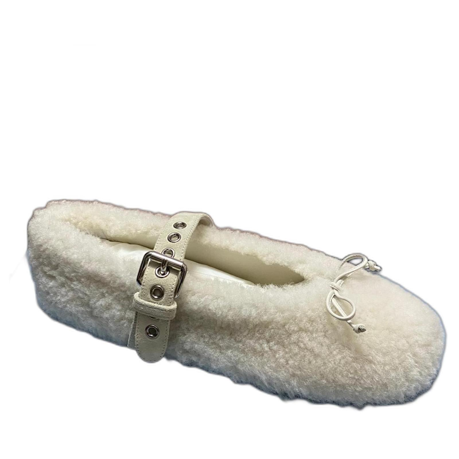 Miu Miu ballet flats in natural solid color White Fur ref.JC2020959 ...