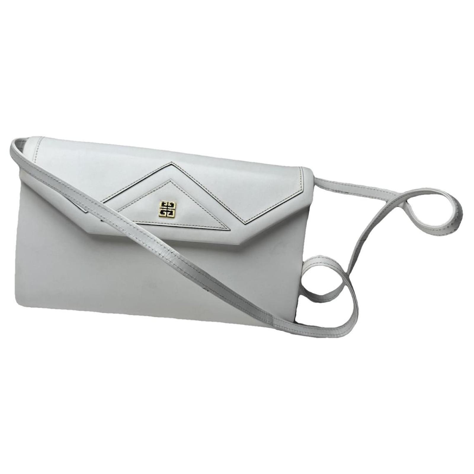 GIVENCHY Handbags T. Leather White ref.2030630 - Joli Closet