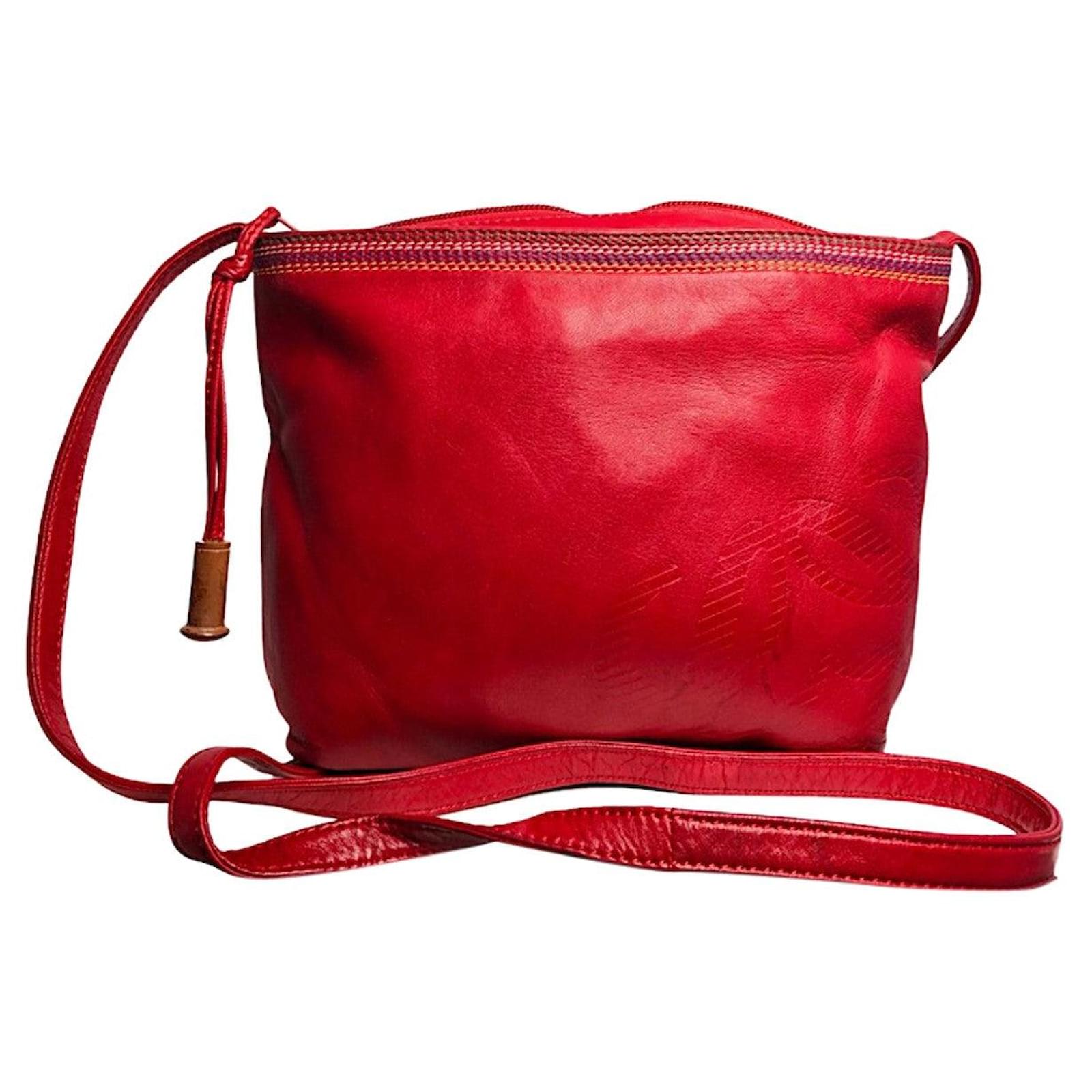 Loewe Flamenco Red Leather Handbag ref.2033384 - Joli Closet