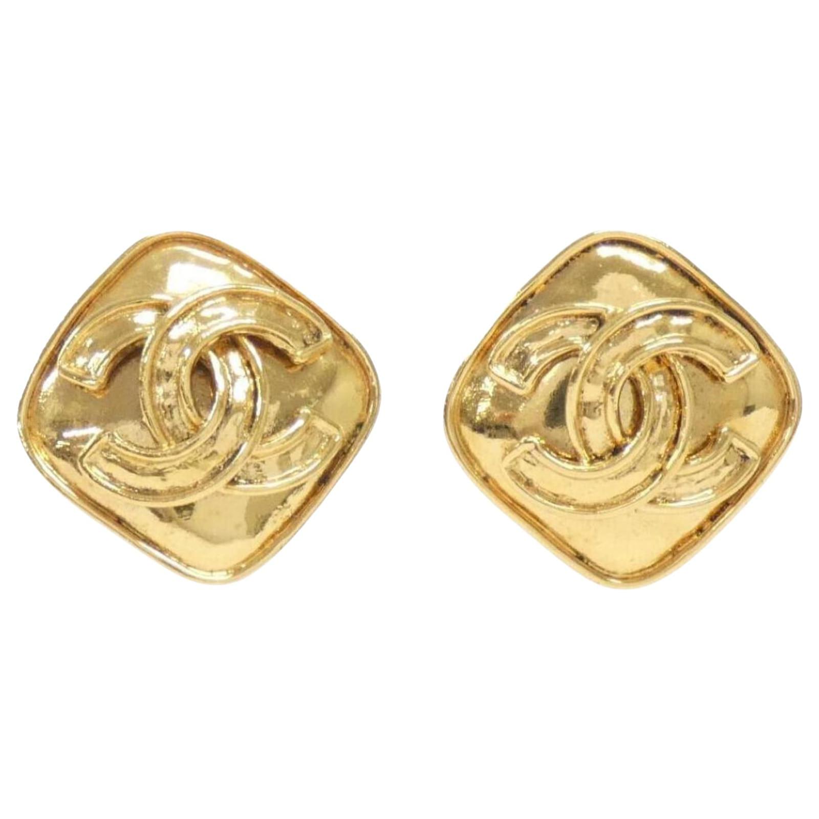 Chanel Coco Mark Golden Gold-plated ref.2034908 - Joli Closet