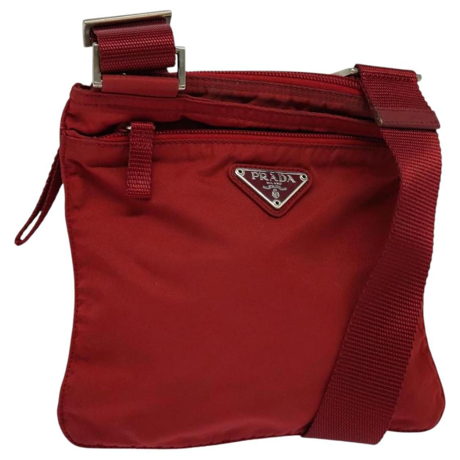 PRADA Shoulder Bag Nylon Red Auth yk17295 ref.2039783 - Joli Closet