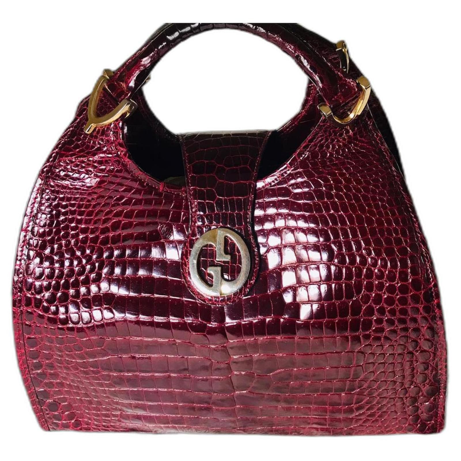 Gucci Handbags Red Exotic leather ref.2042038 - Joli Closet