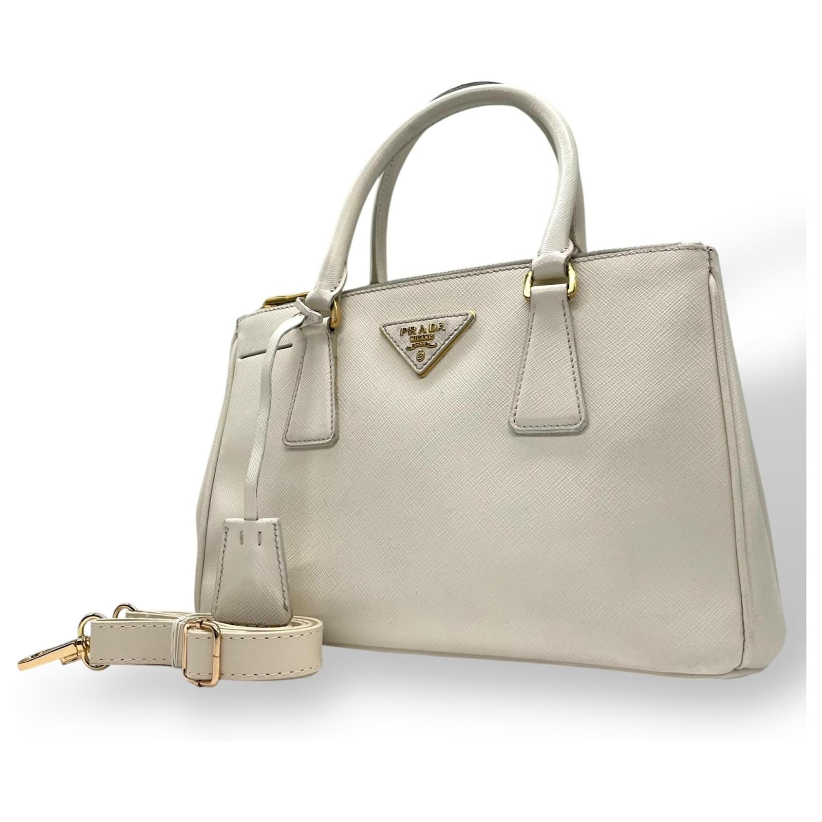 Prada 2WAY Handbag in White Saffiano Leather ref.2046325 - Joli Closet