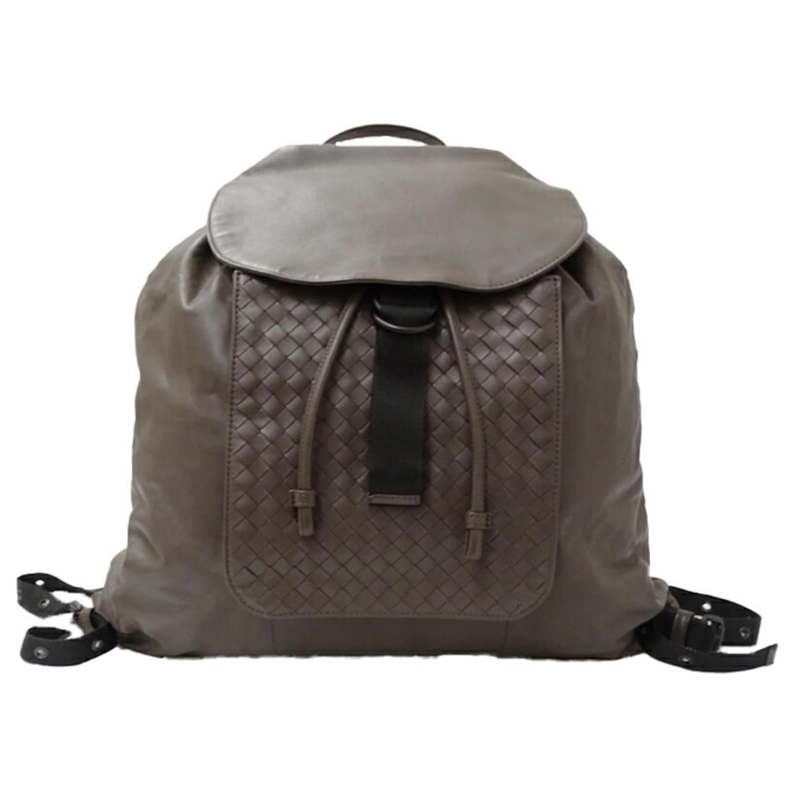 Bottega Veneta Intrecciato Leather Backpack Brown Leatherette ref.2070731 - Joli Closet