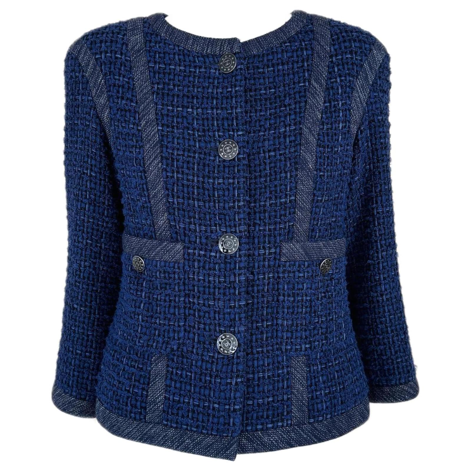 Chanel Royal Blue Lesage Tweed Jacket ref.2082039 - Joli Closet