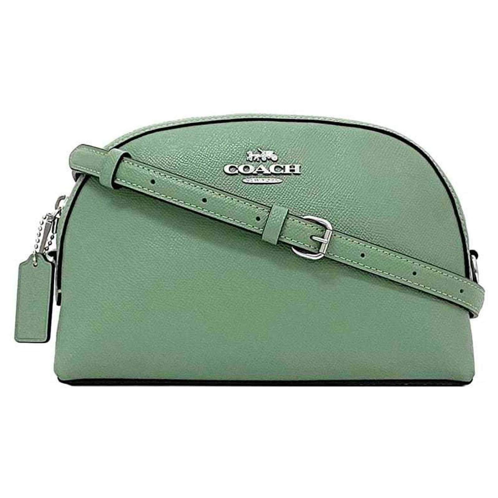 Coach Light Green Leather Shoulder Bag ref.2084111 - Joli Closet