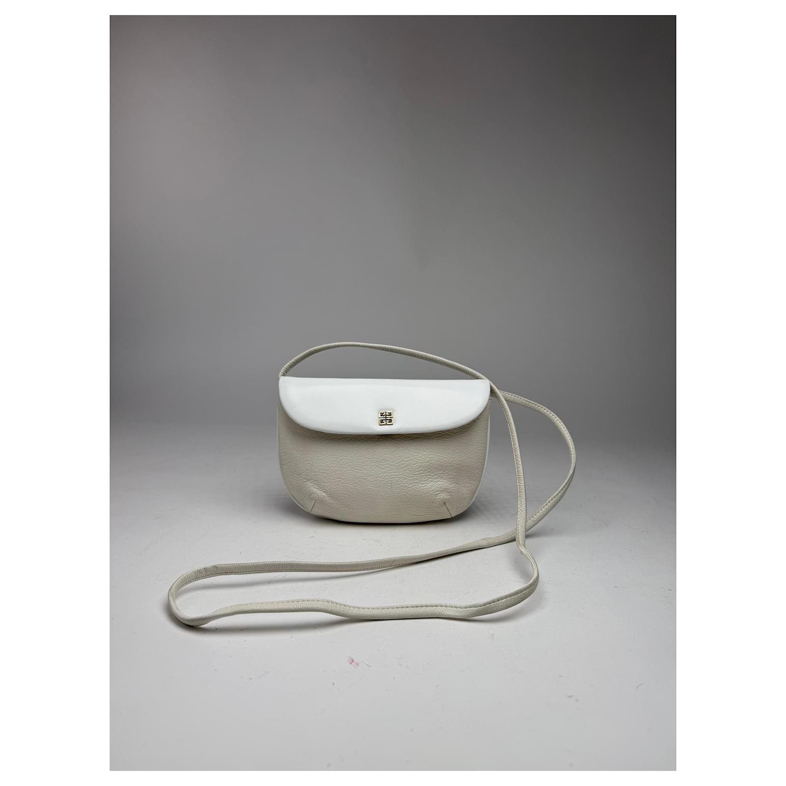 Vintage Givenchy 4G Leather Bag White ref.2089052 - Joli Closet