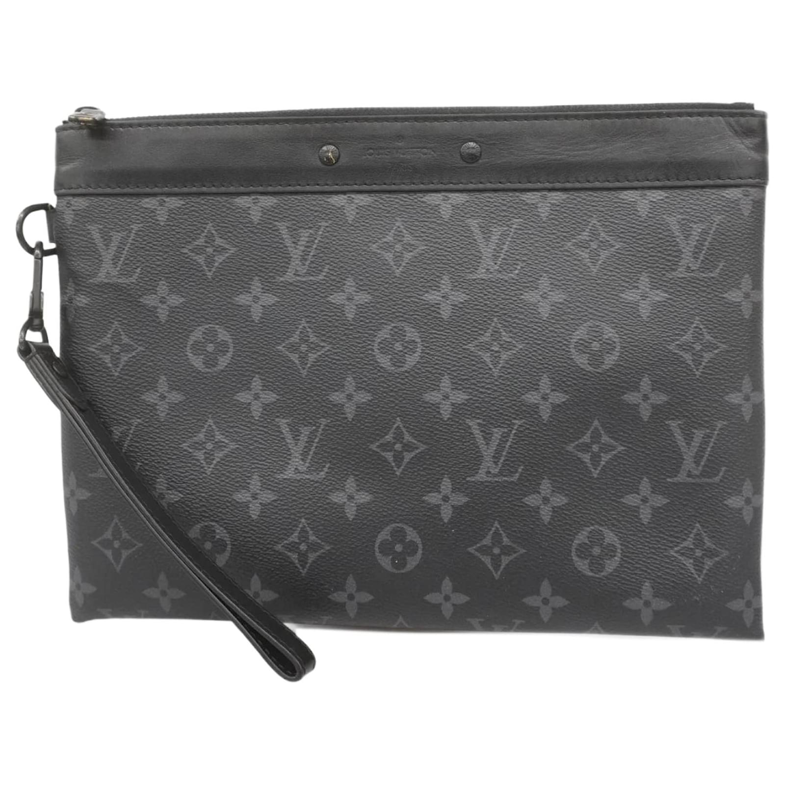 Louis Vuitton Monogram Eclipse Clutch Bag Black ref.2091164 - Joli Closet