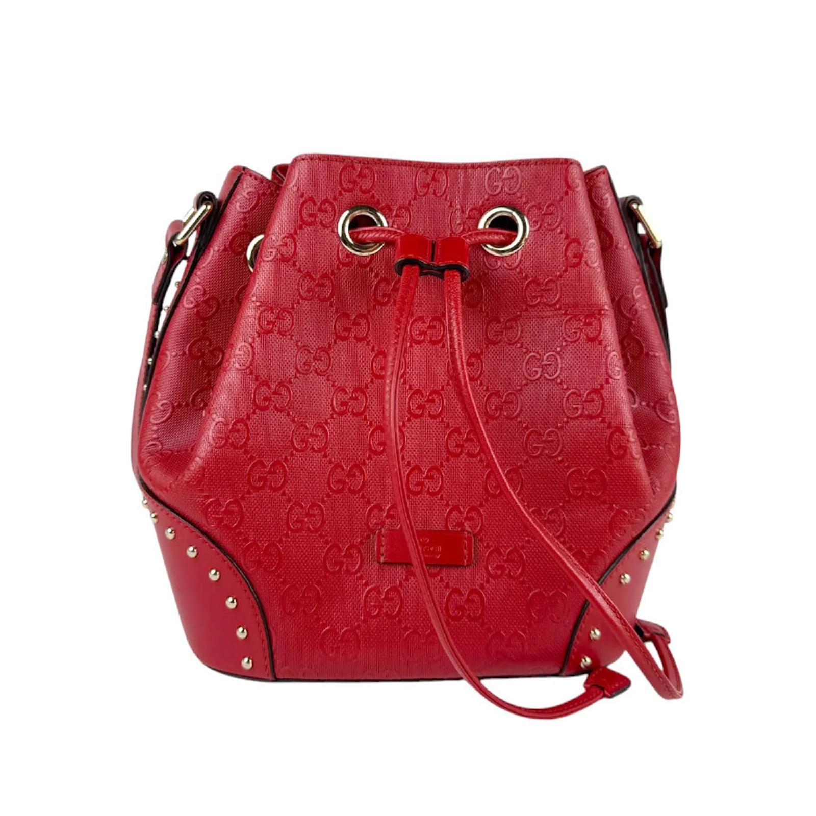 Gucci Red Leather Shoulder Bag ref.2092796 - Joli Closet