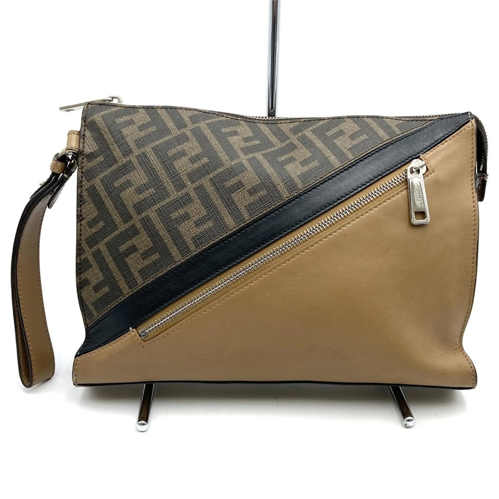 Fendi Diagonal Clutch Bag Brown Leather Plastic ref.2094839 - Joli Closet