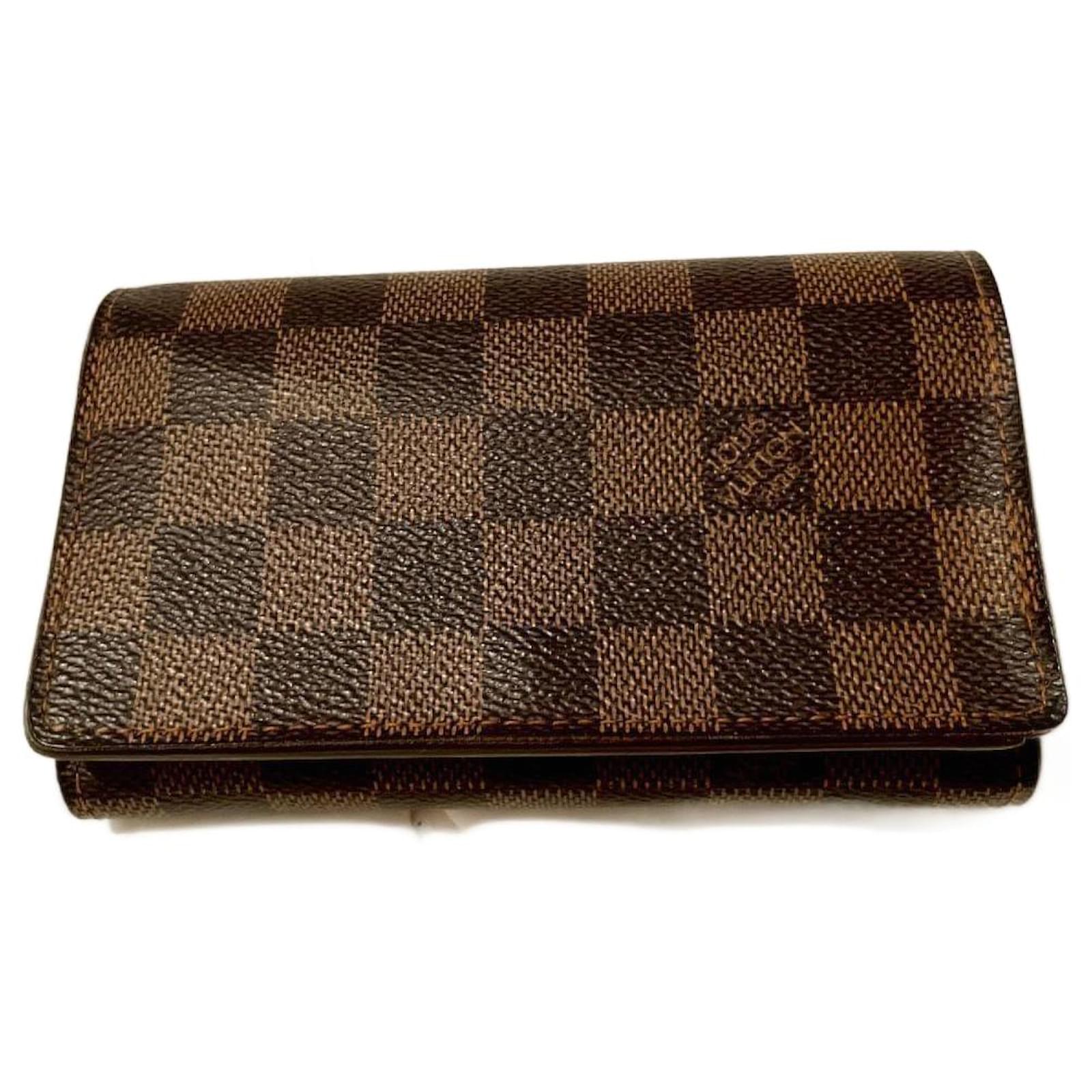 Treasure Wallet - Louis Vuitton Brown Cloth ref.2096346 - Joli Closet