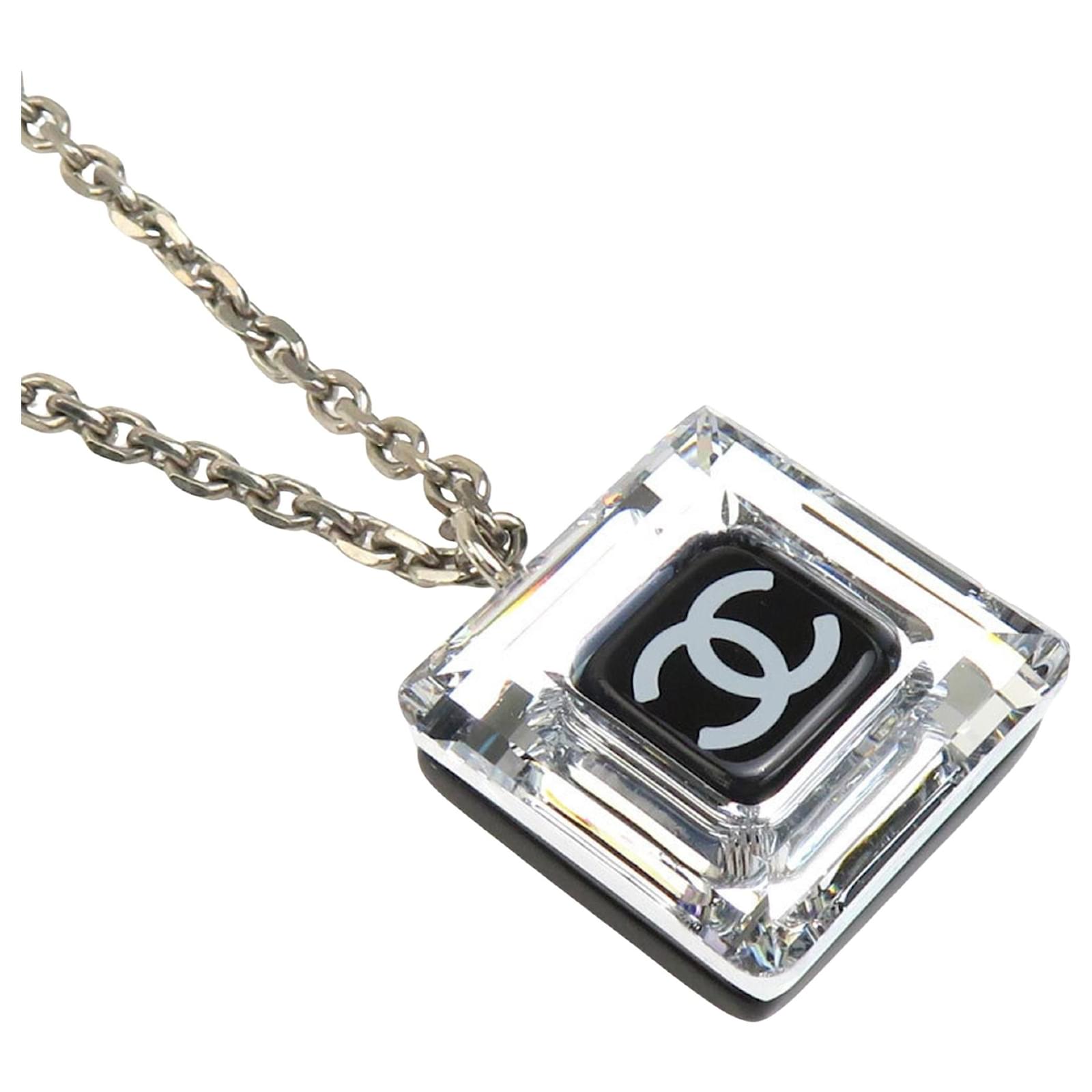 Chanel Coco Mark Silvery Metal ref.2104525 - Joli Closet