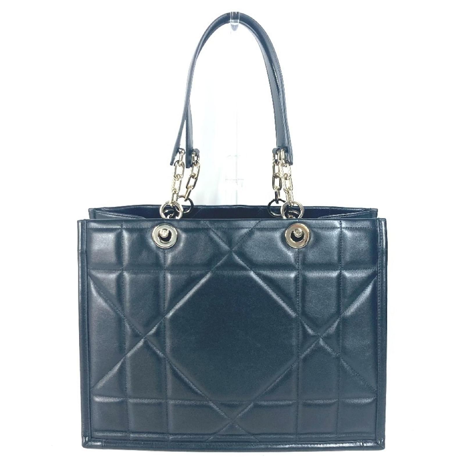 Christian Dior Essential Small Tote Bag Black Leather ref.2106071 ...