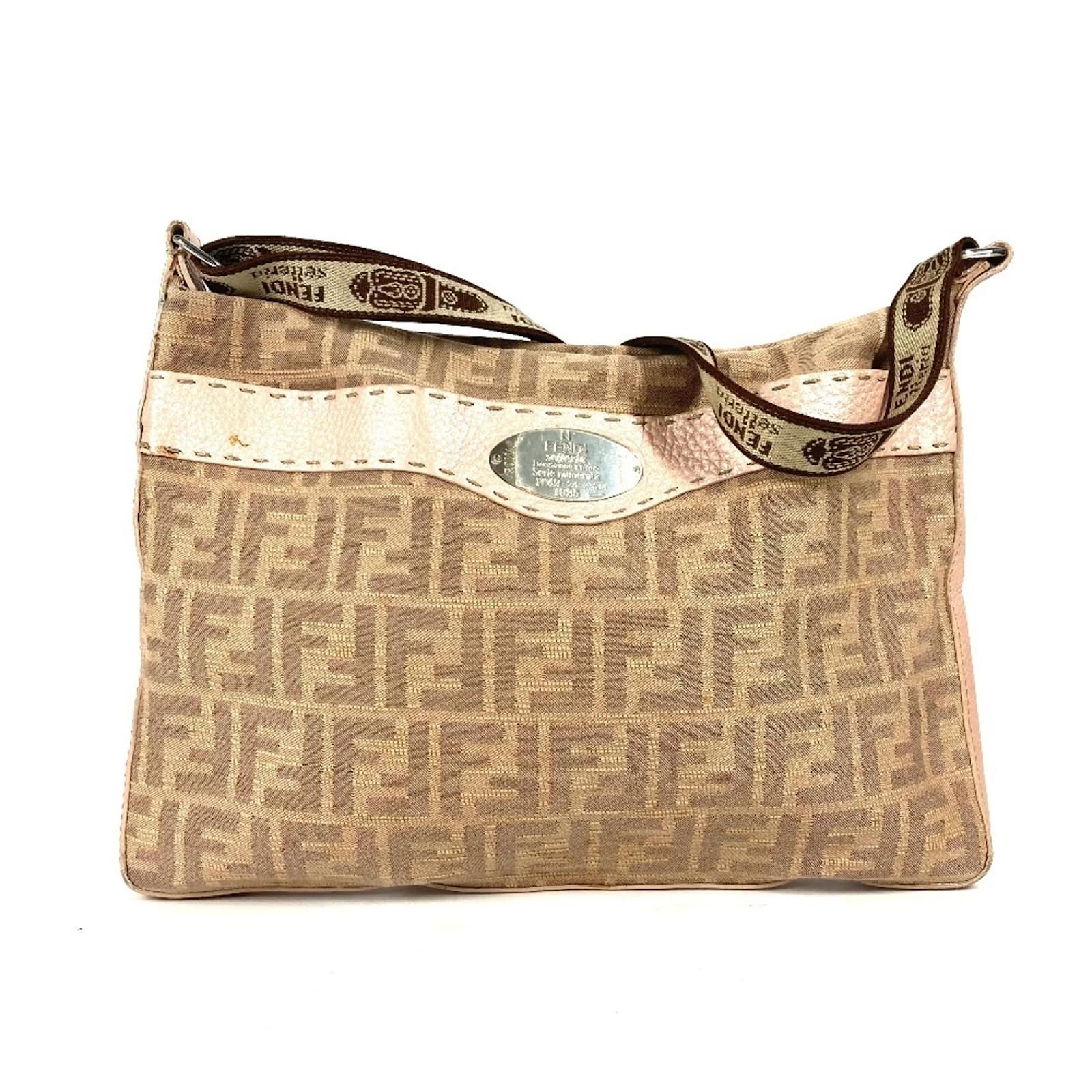 Fendi Selleria Logo Zucca Bag Beige Leather Cloth ref.2106235 - Joli Closet