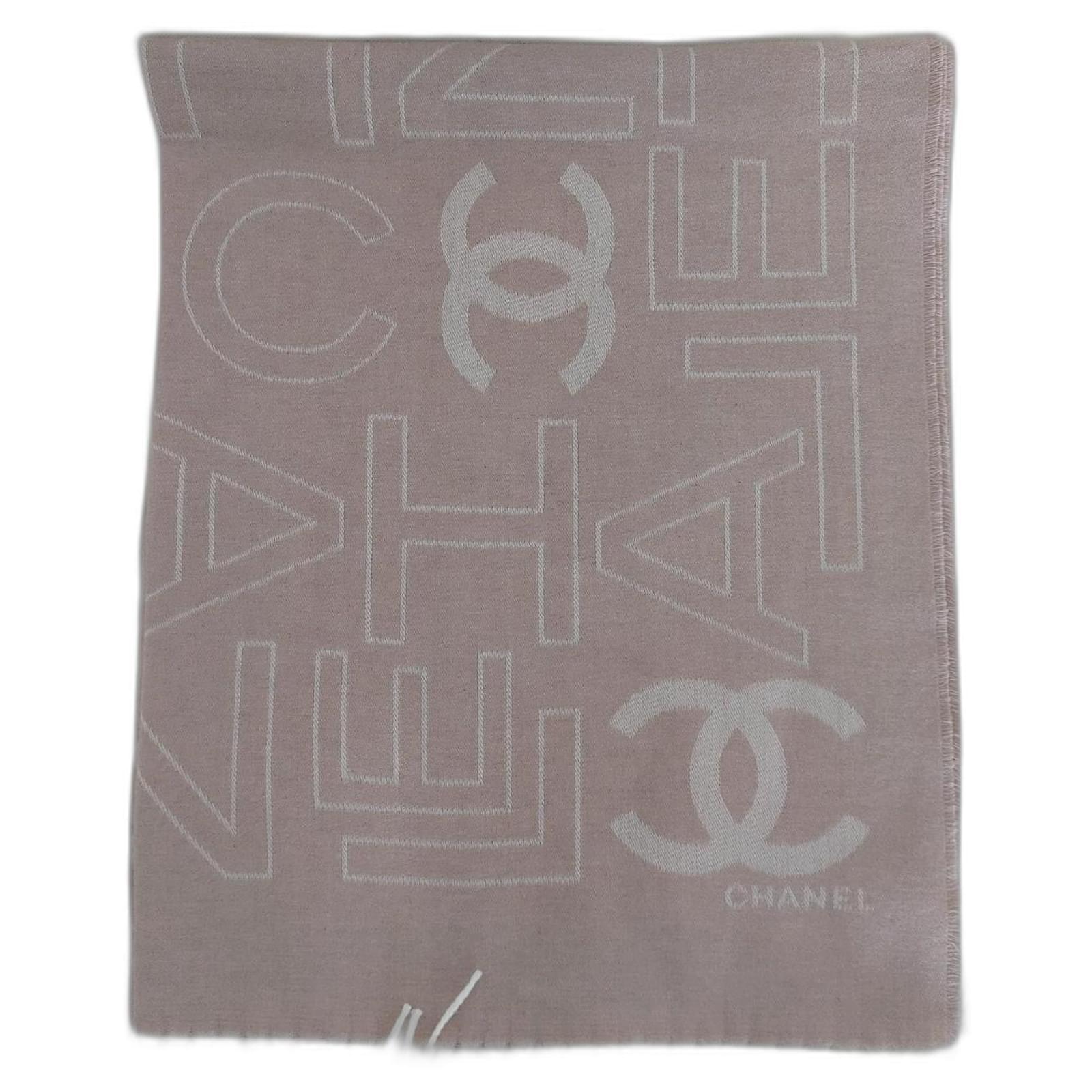 Chanel cashmere scarf Pink ref.JC2108031 (Sold) - Joli Closet