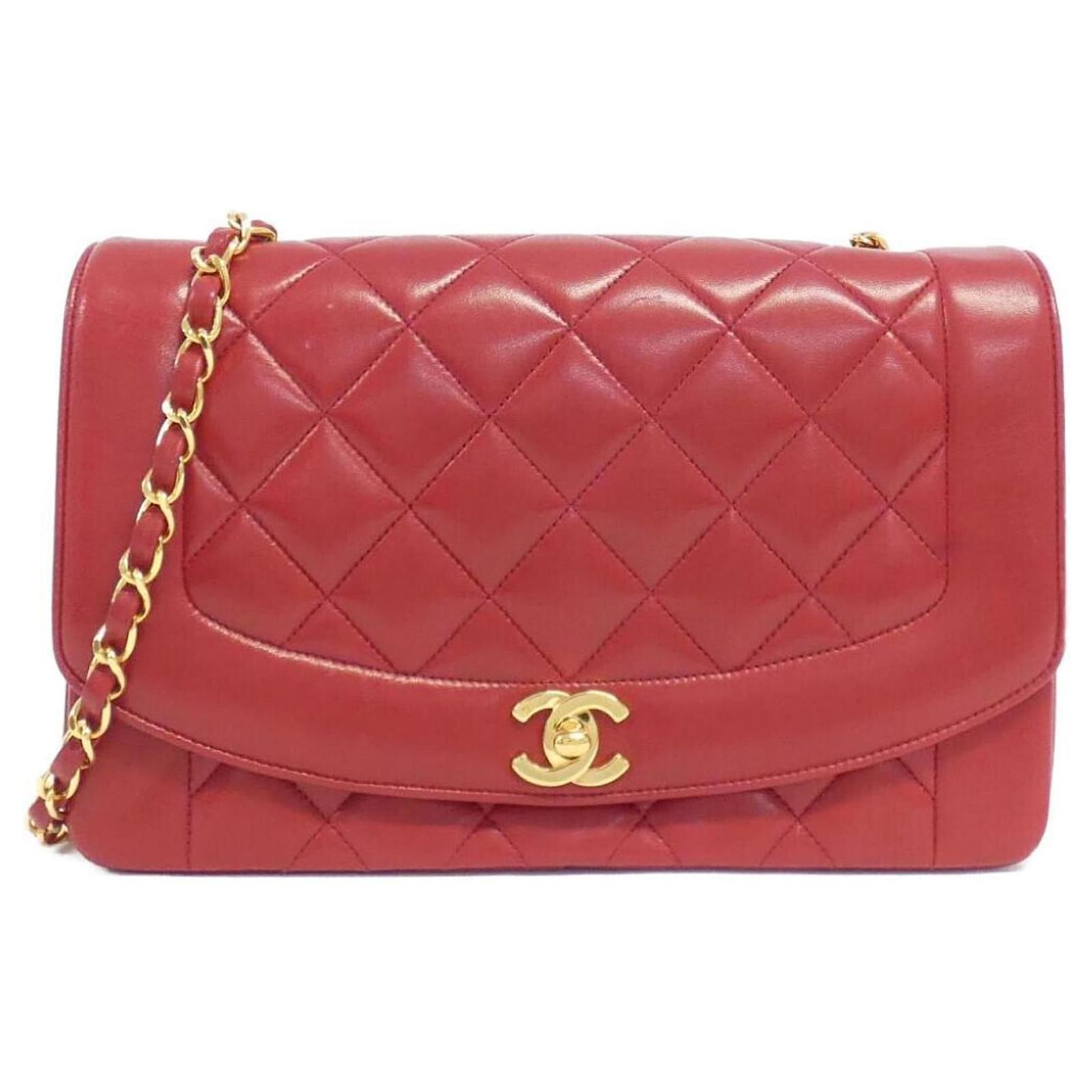 Chanel Diana Red Leather ref.JC2108178 (Sold) - Joli Closet
