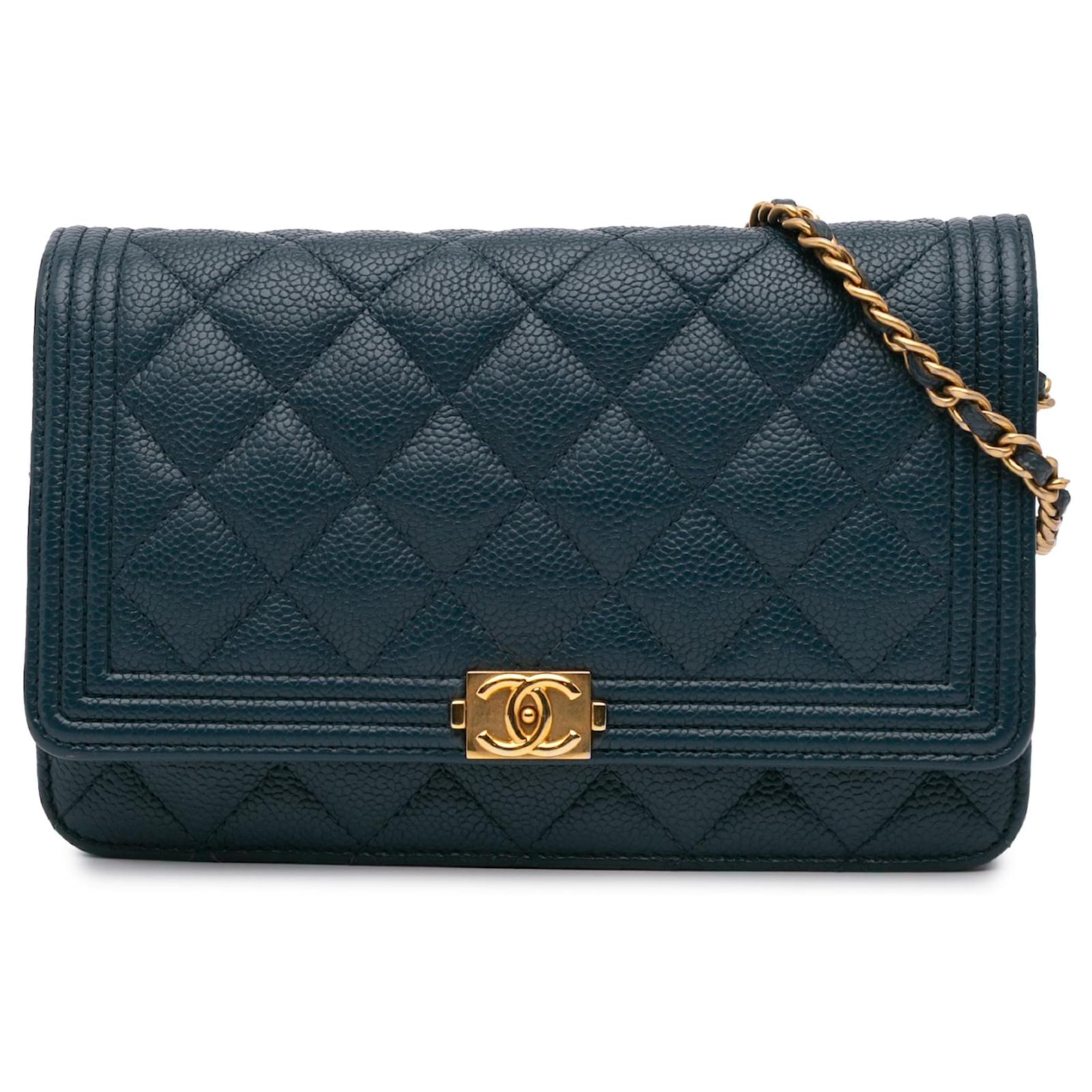 CHANEL Handbags T. Leather Blue ref.2115813 - Joli Closet