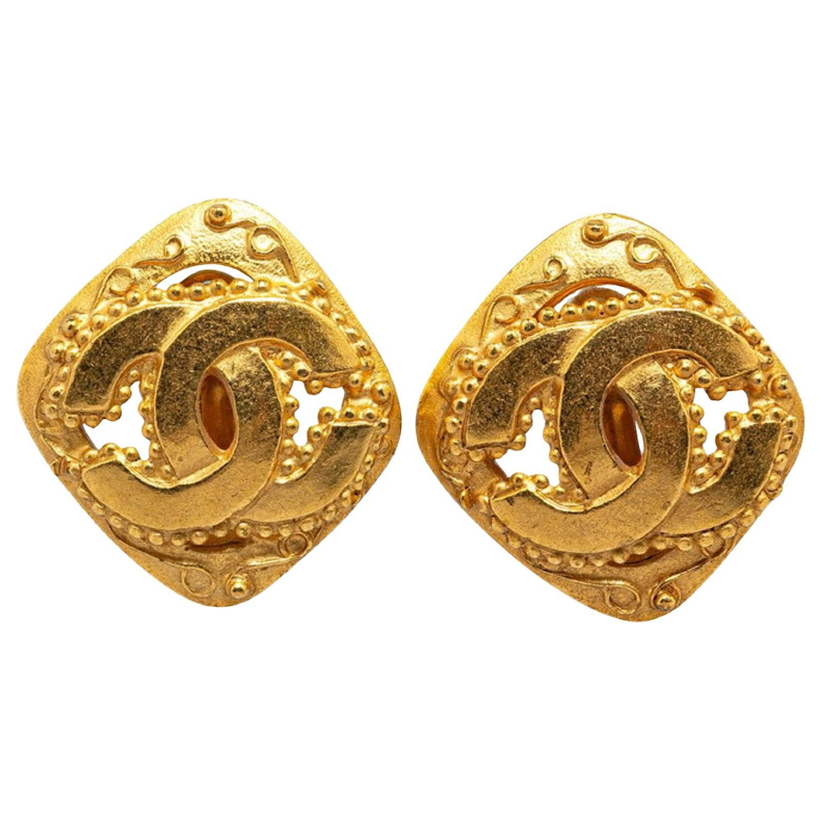 Chanel Coco Mark Golden Gold-plated ref.2118217 - Joli Closet