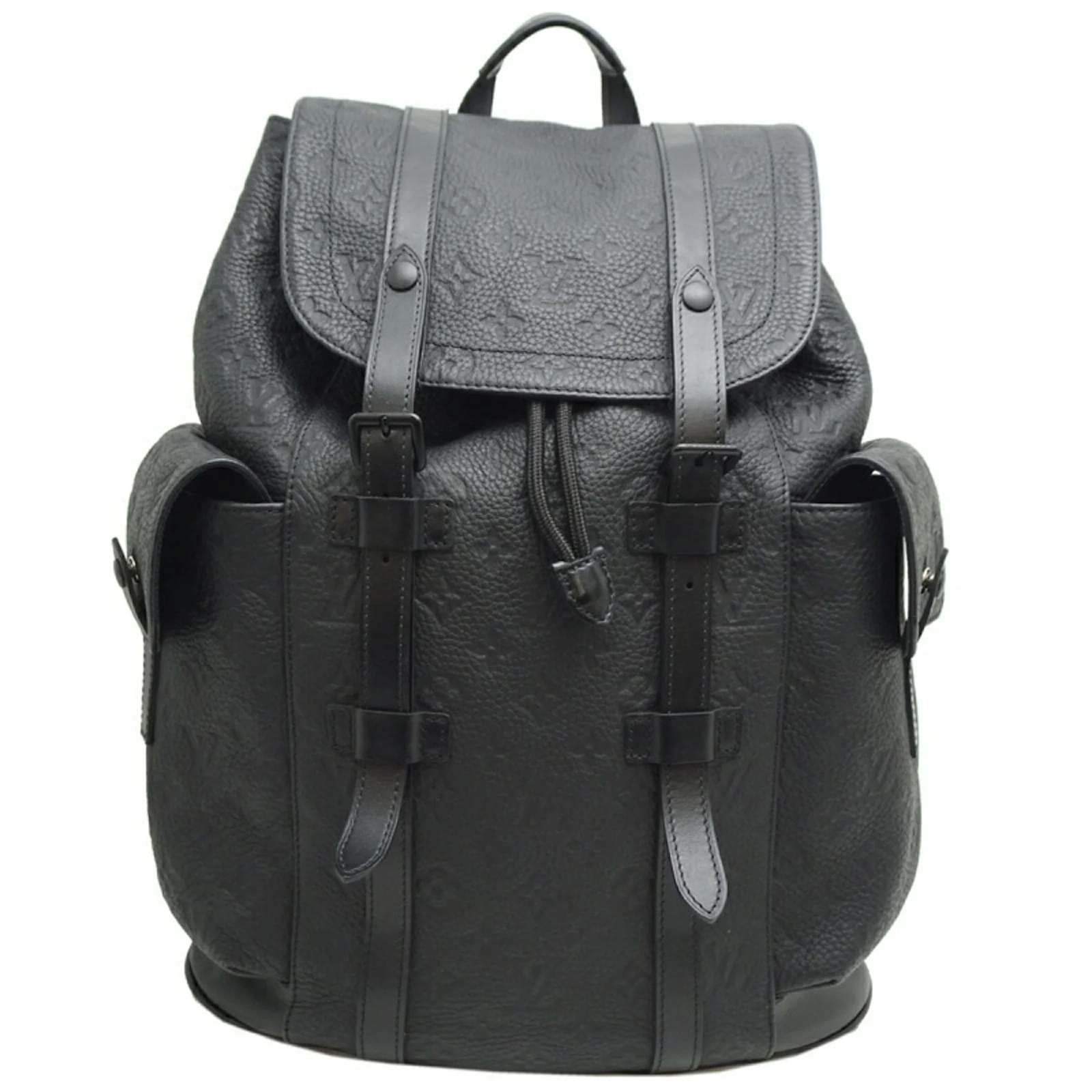 Louis Vuitton Christopher MM Backpack Black Leather ref.2125335 - Joli ...