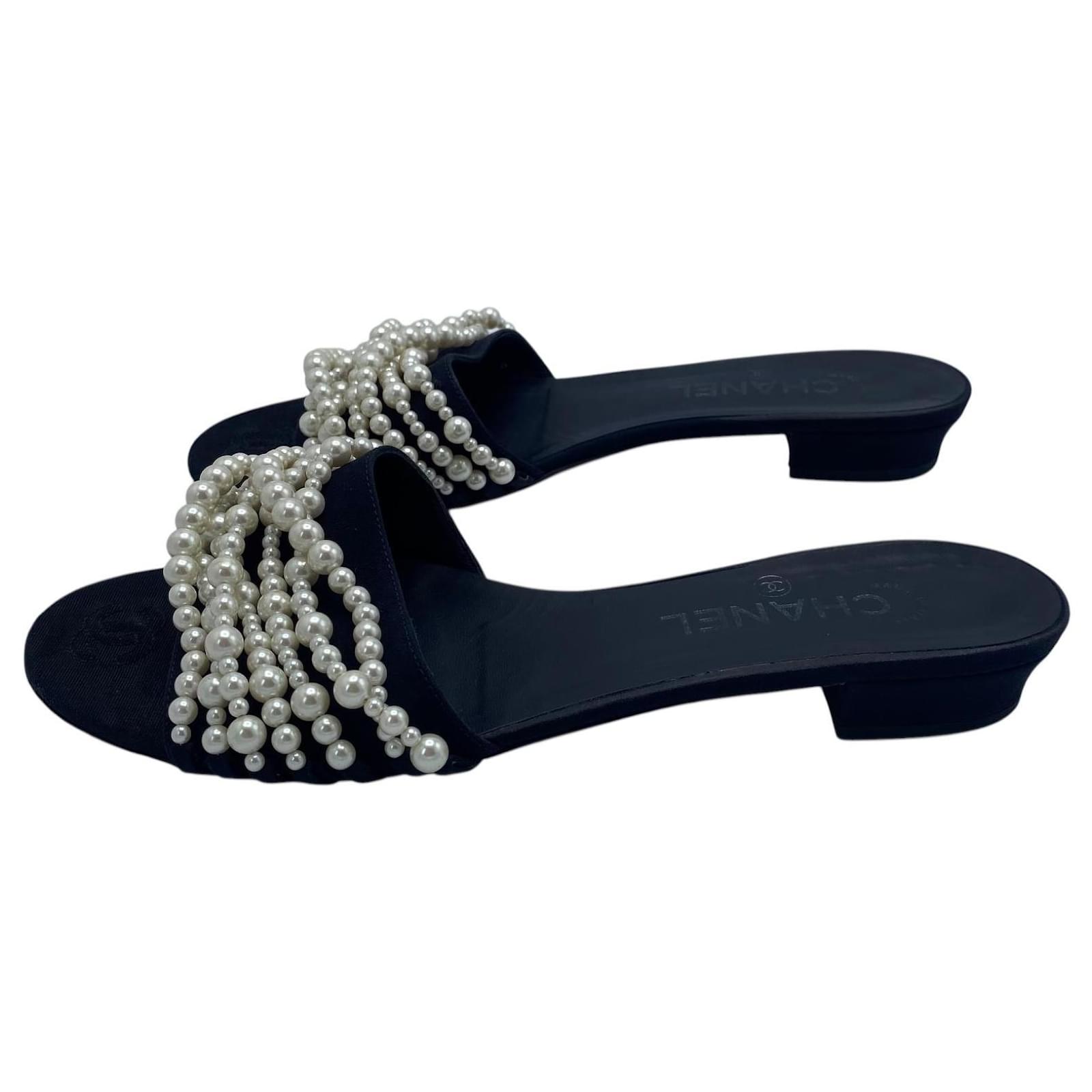 Chanel Classic Black White Pearl Slides Flats Sandals EU 39 Leather ref ...