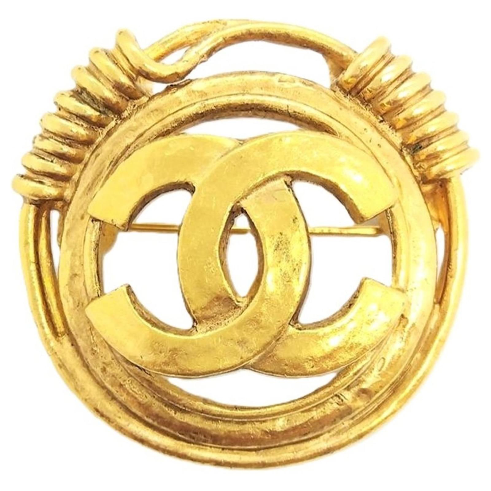 Chanel Coco Mark Golden Gold-plated ref.JC2141017 (Sold) - Joli Closet