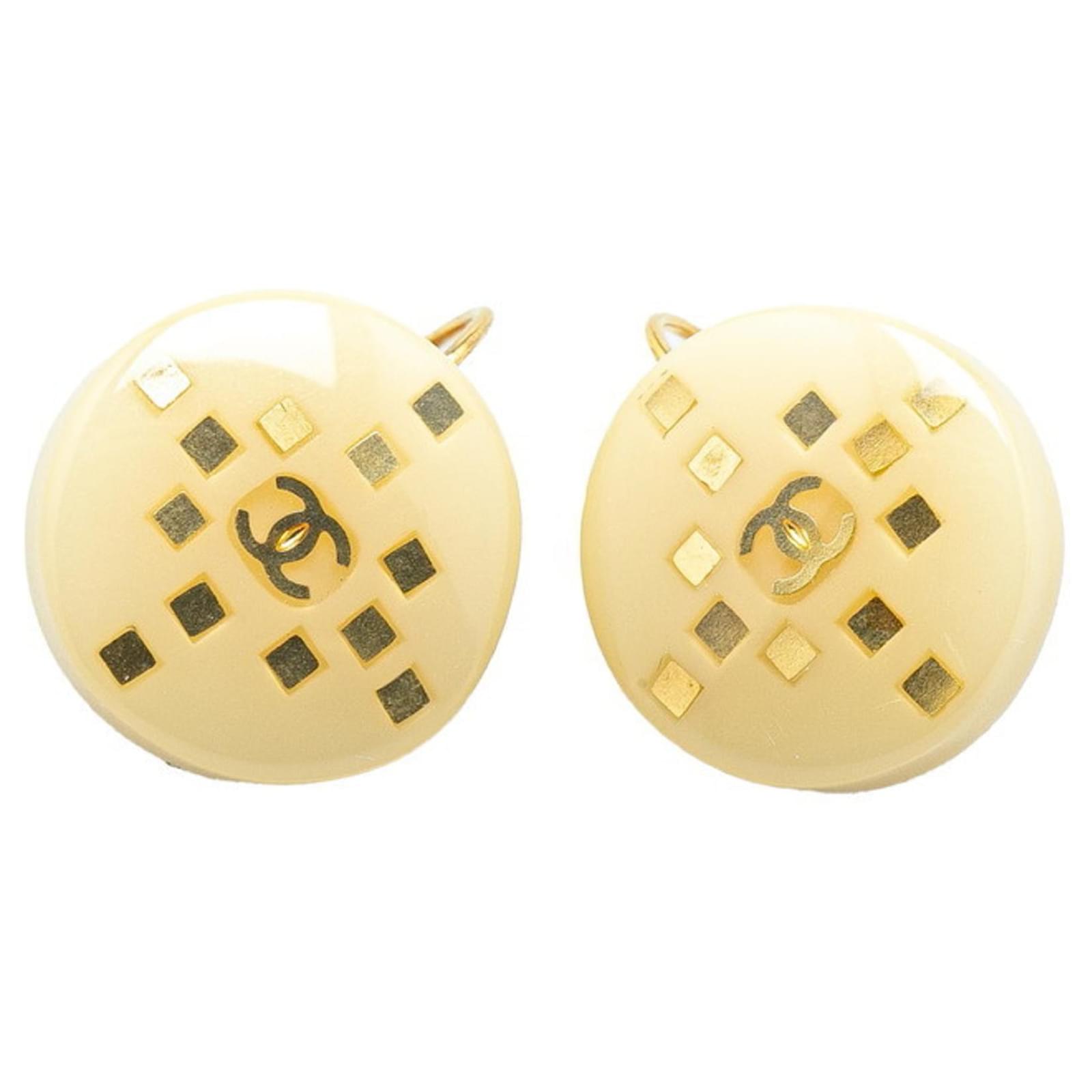 Chanel Coco Mark Cream Gold-plated ref.2141626 - Joli Closet