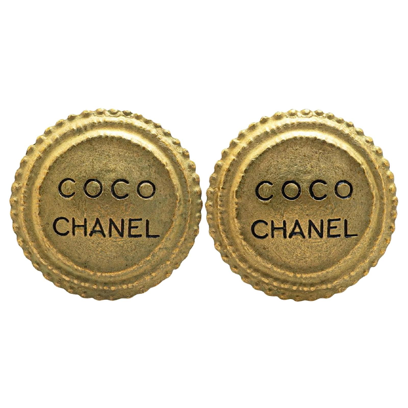 Chanel Coco Mark Golden Gold-plated ref.2141701 - Joli Closet