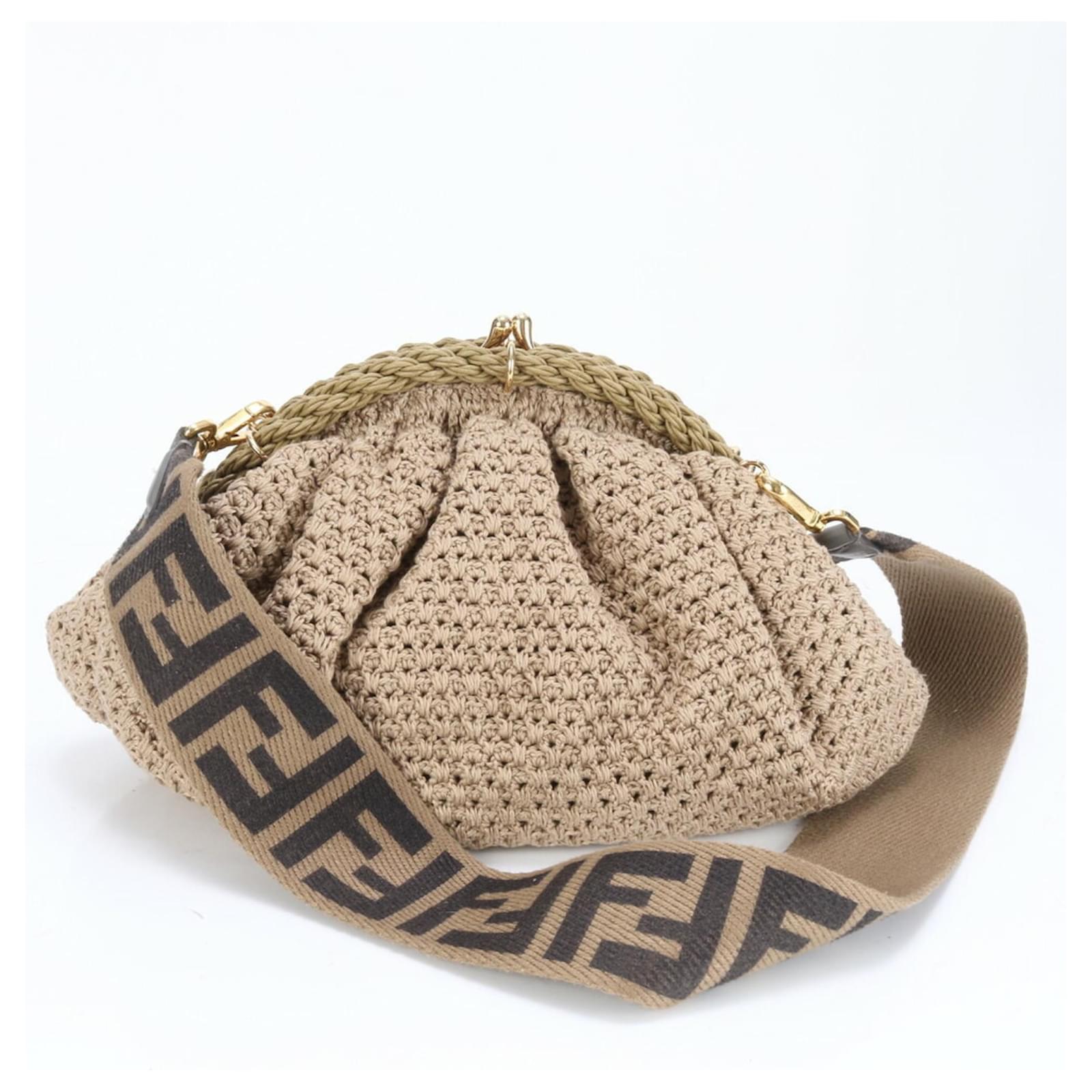 Fendi Shell Crochet Clutch Bag Light brown ref.2143301 - Joli Closet