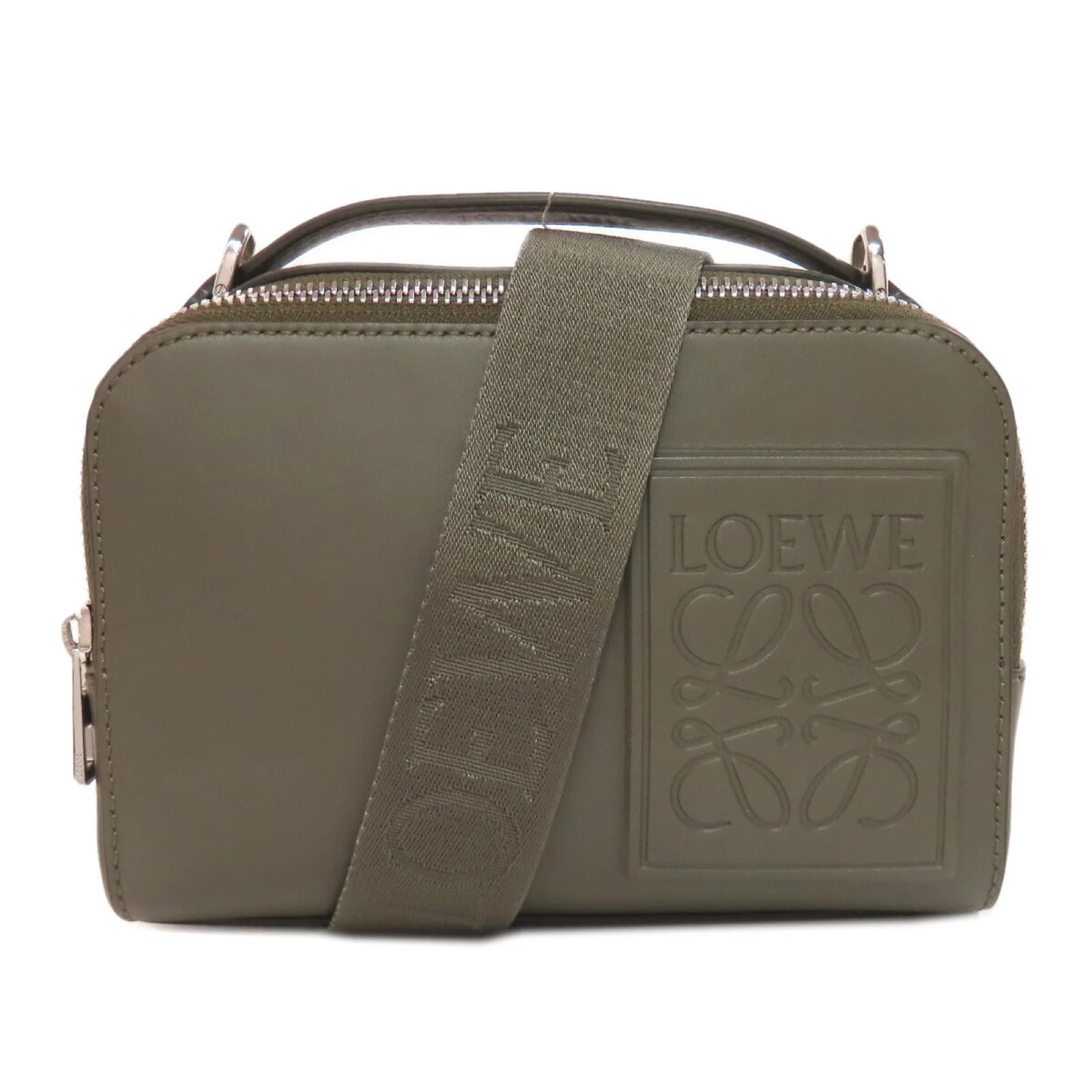 Loewe Mini Camera Bag Green Khaki ref.2147707 - Joli Closet