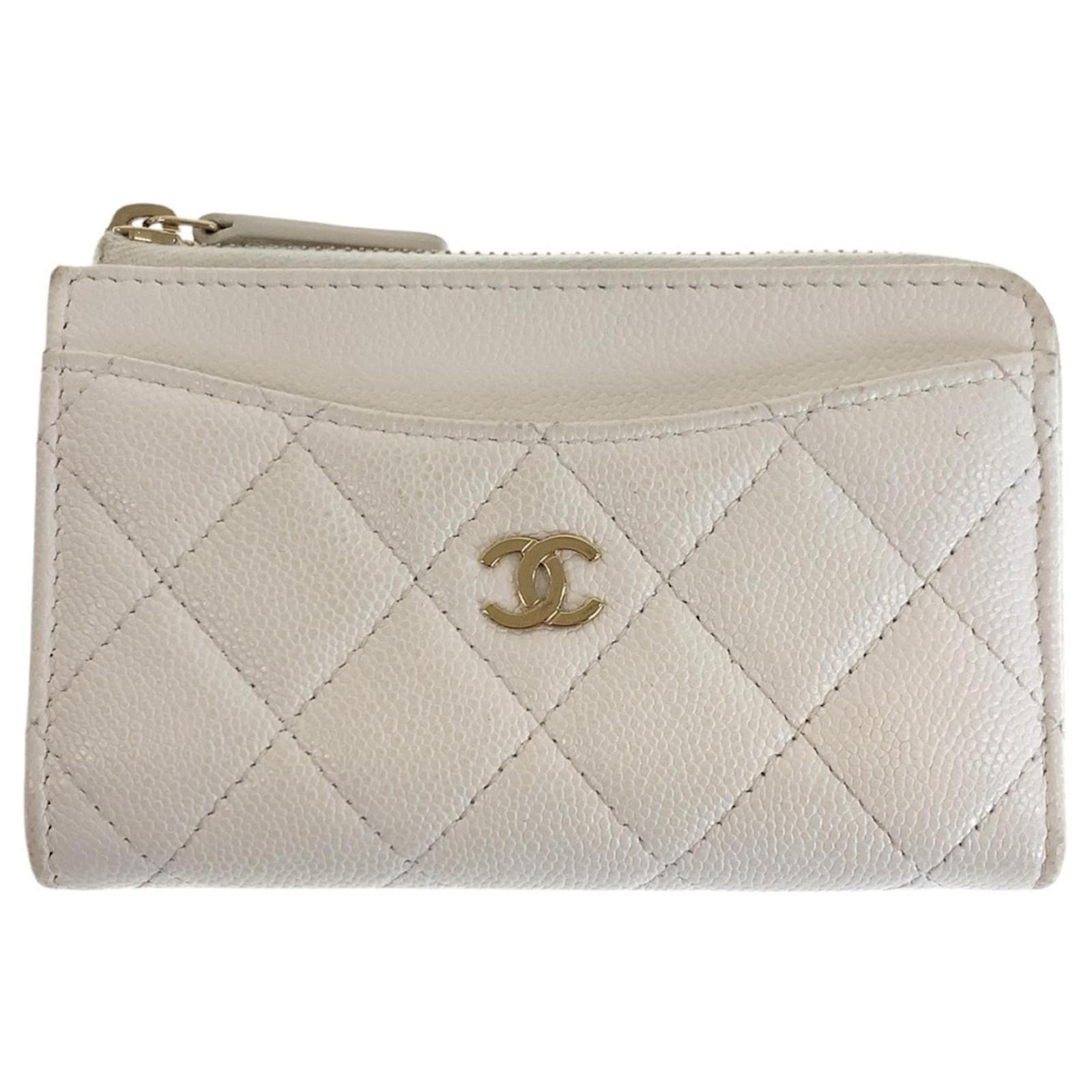 Chanel Matelasse Coco Mark Wallet White ref.2154276 - Joli Closet