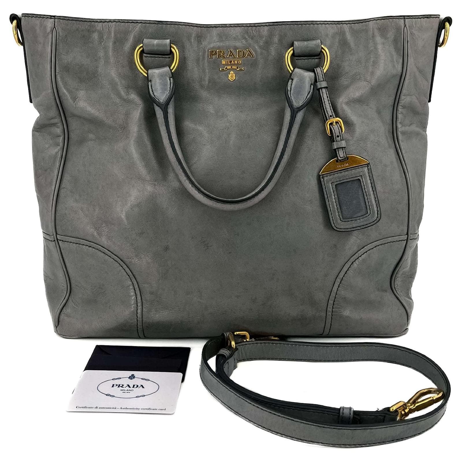 Prada Vitello Shine Tote Bag Grey Leather ref.2156192 - Joli Closet