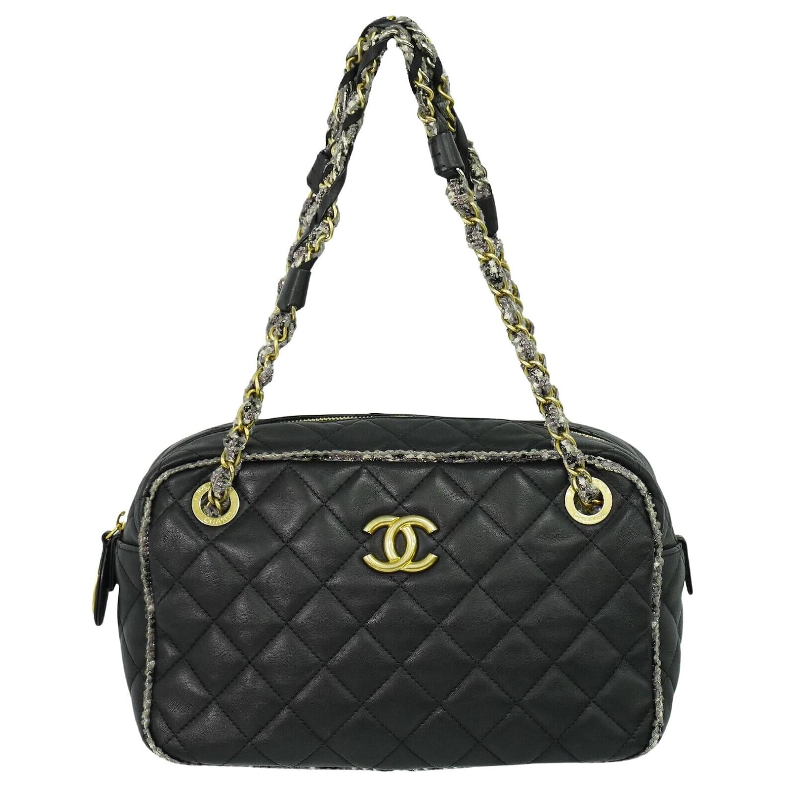 Chanel Camera Black Leather ref.2160005 - Joli Closet