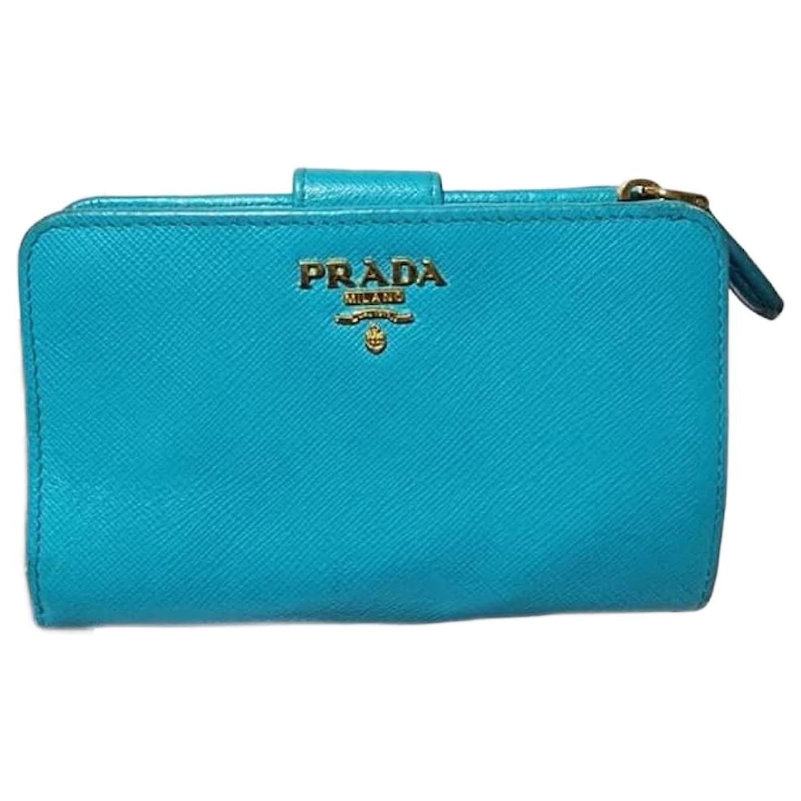Prada Leather Compact Wallet Blue ref.2161454 - Joli Closet
