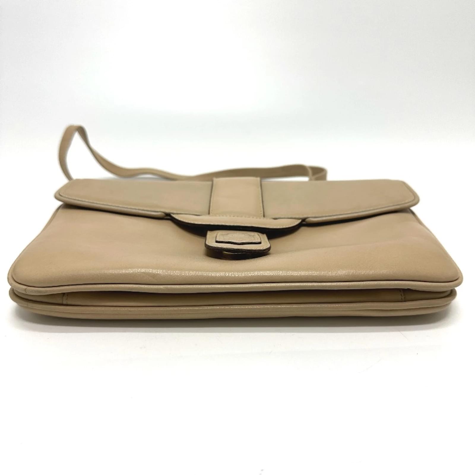 Céline Celine Triomphe Vintage Shoulder Bag Beige Leather ref.2167653 ...