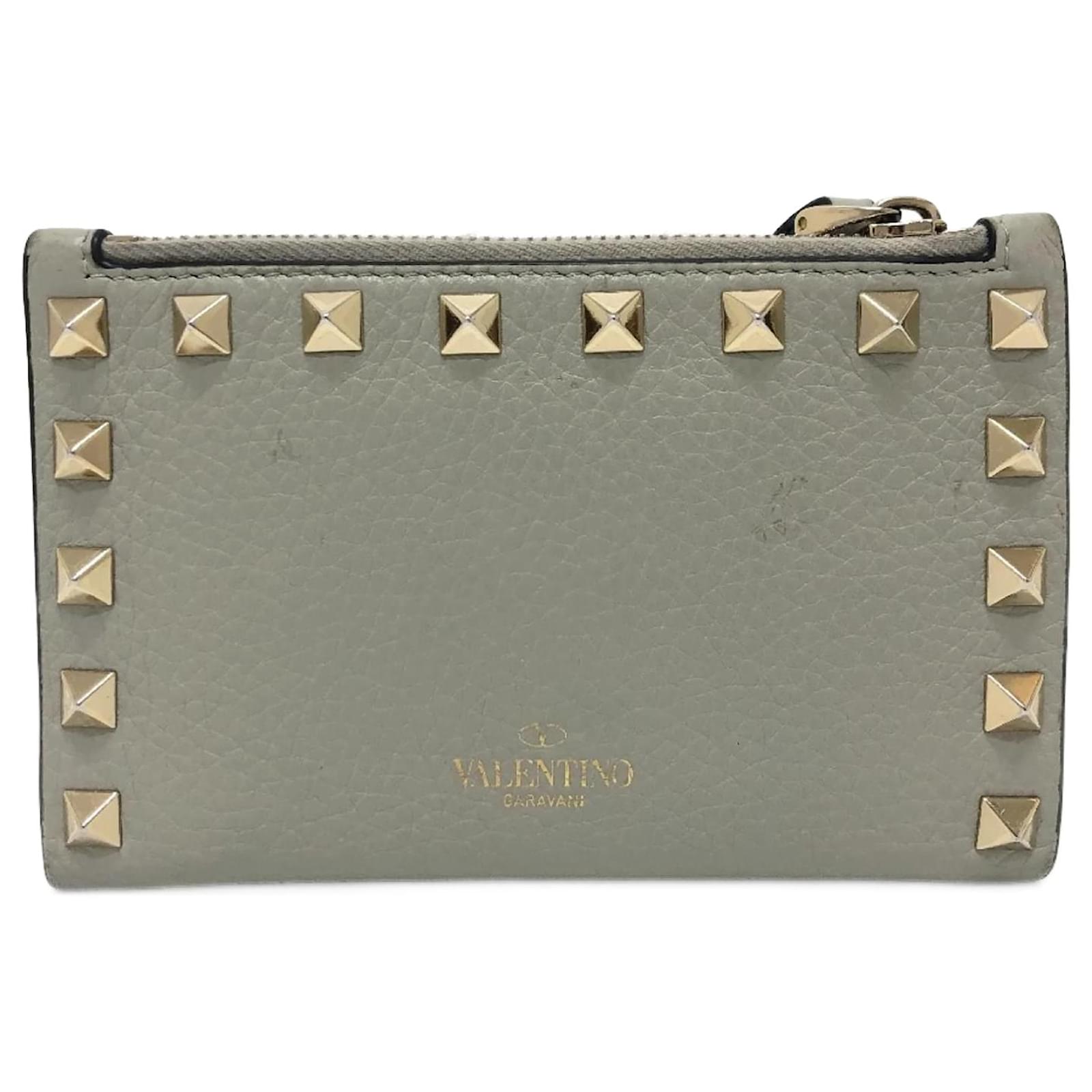 Valentino Rockstud Compact Wallet Brown Leather ref.2169586 - Joli Closet