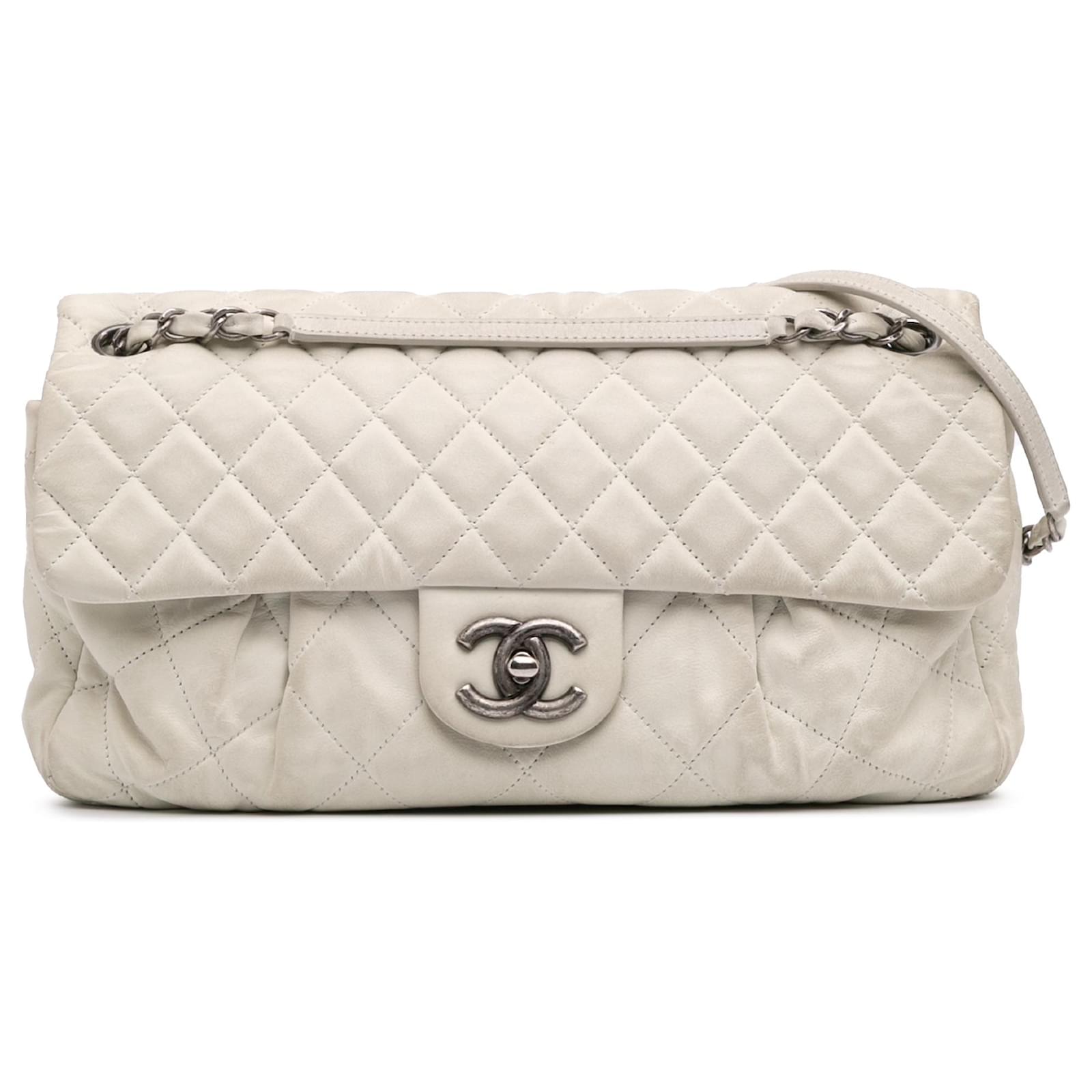 Chanel White Large Iridescent Calfskin Chic Quilt Flap Eggshell Leather ...