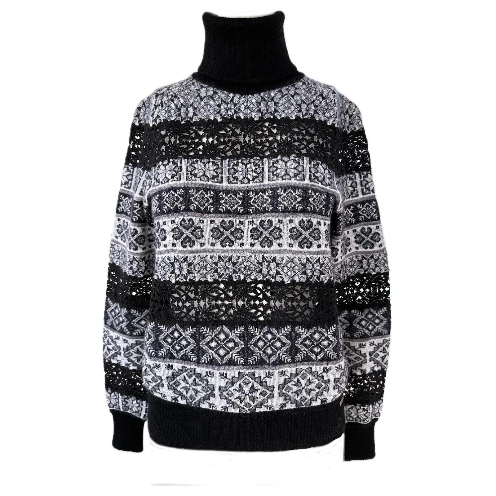 Chanel Paris / Rome Exquisite Runway Jumper 34 FR Black Cashmere ref ...