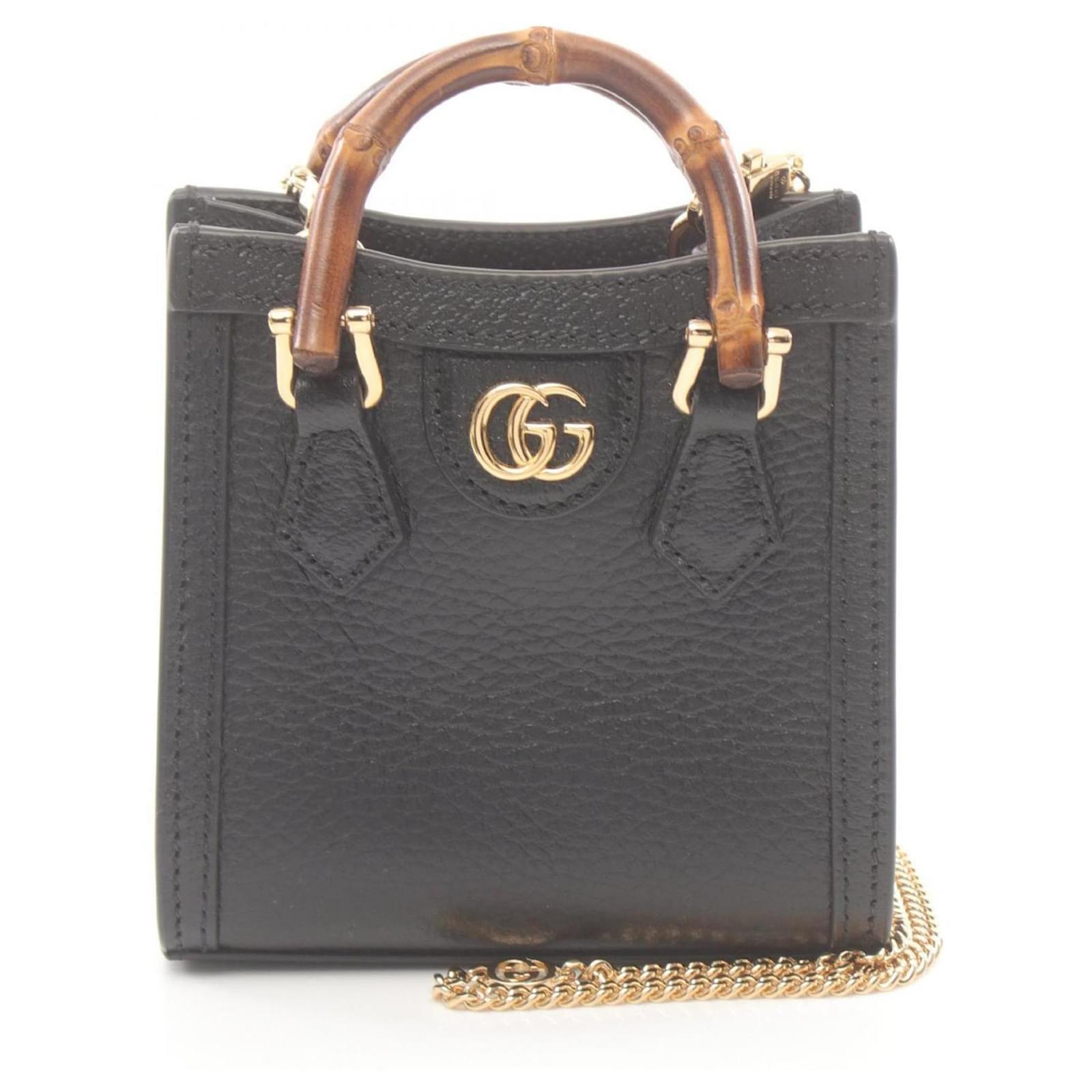 Gucci Diana Super Mini Handbag Black Leather ref.2183554 - Joli Closet