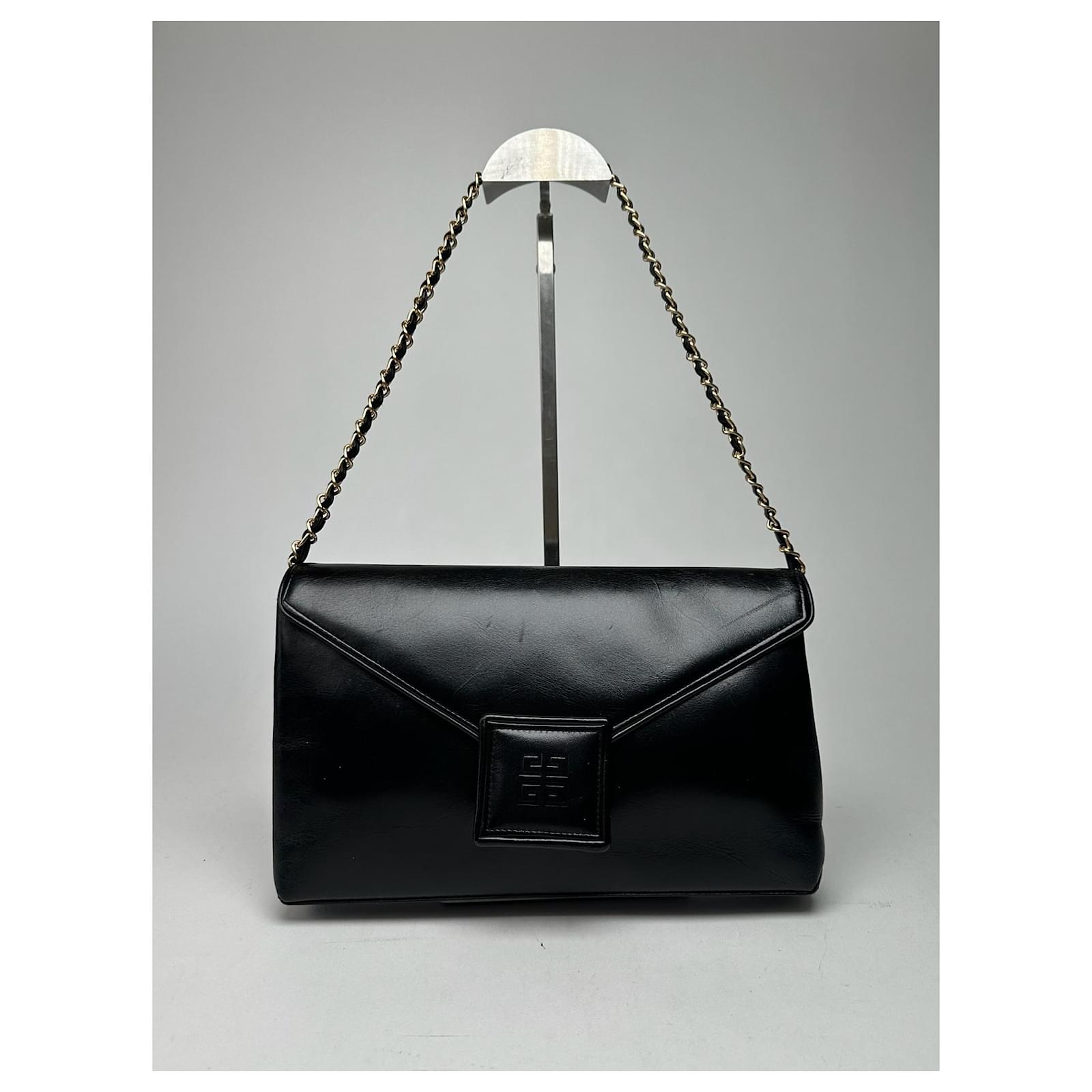 GIVENCHY Handbags T. Leather Black ref.2191402 - Joli Closet
