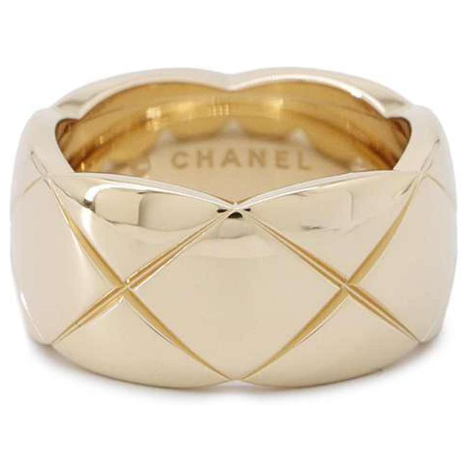 Chanel Coco Crush Golden Yellow gold ref.2192524 - Joli Closet