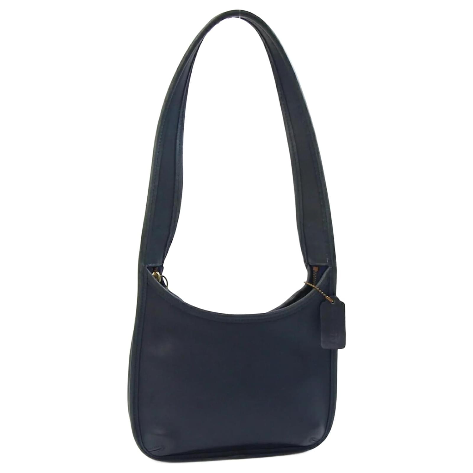 Coach Navy Leather Shoulder Bag Navy blue ref.2193939 - Joli Closet